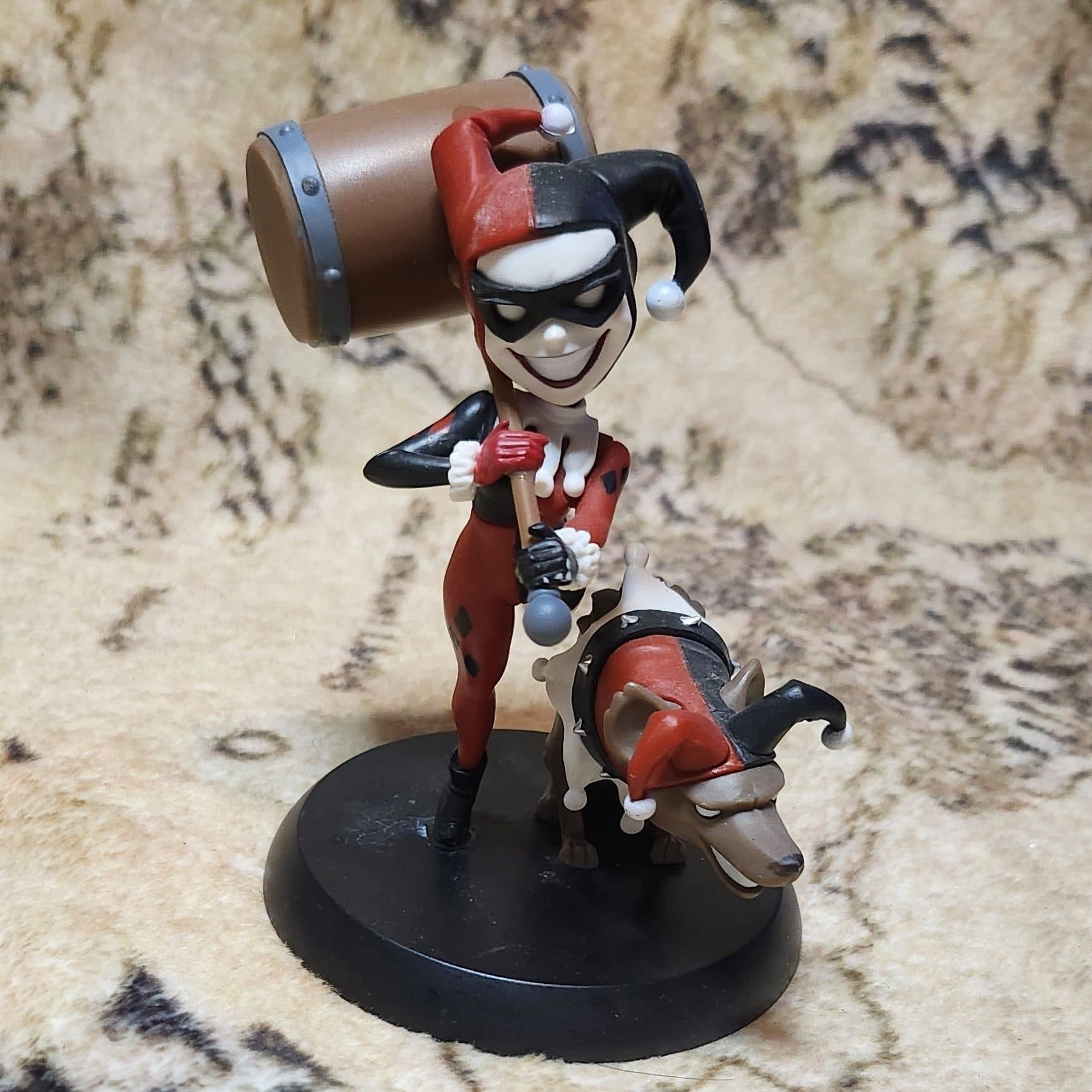 Harley Quinn figur med Hyena DC Comic Batman | Köp på Tradera (658708231)