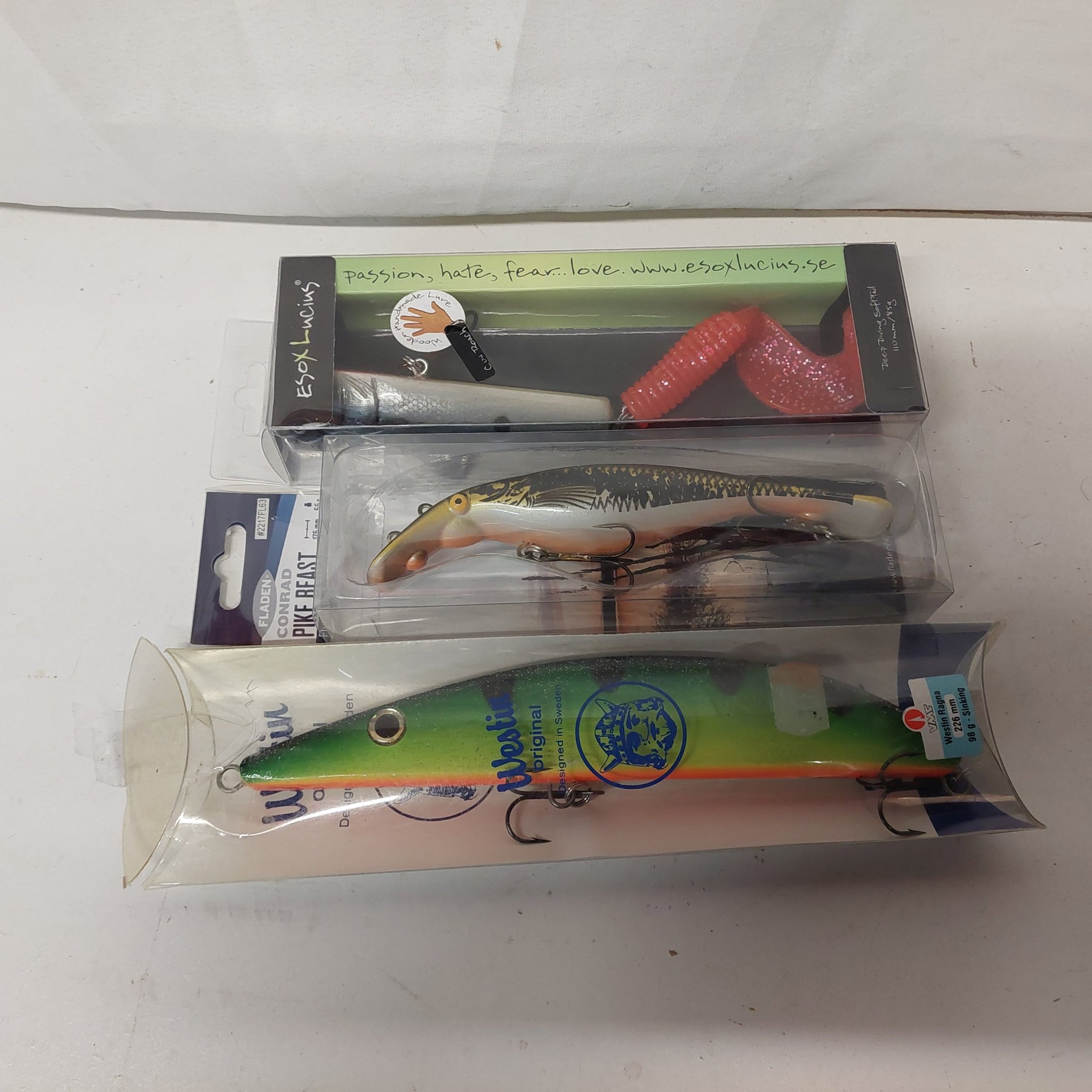 Wobblers - 3 st bl.a. Westin Ragna, Esox Lucius.. | Köp på Tradera ...