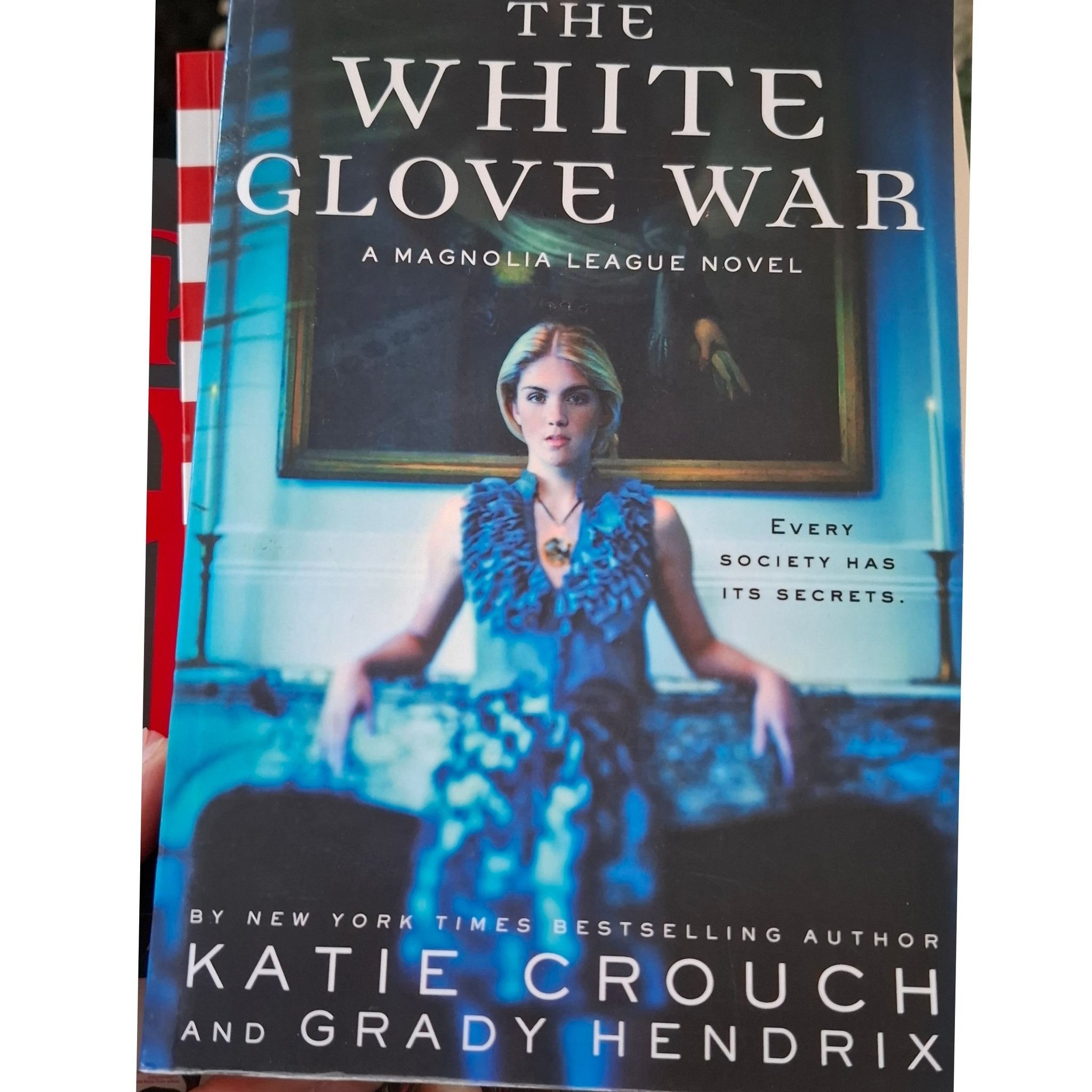 The white glice war. Katie Crouch, Grady Hendrix | Köp på Tradera ...