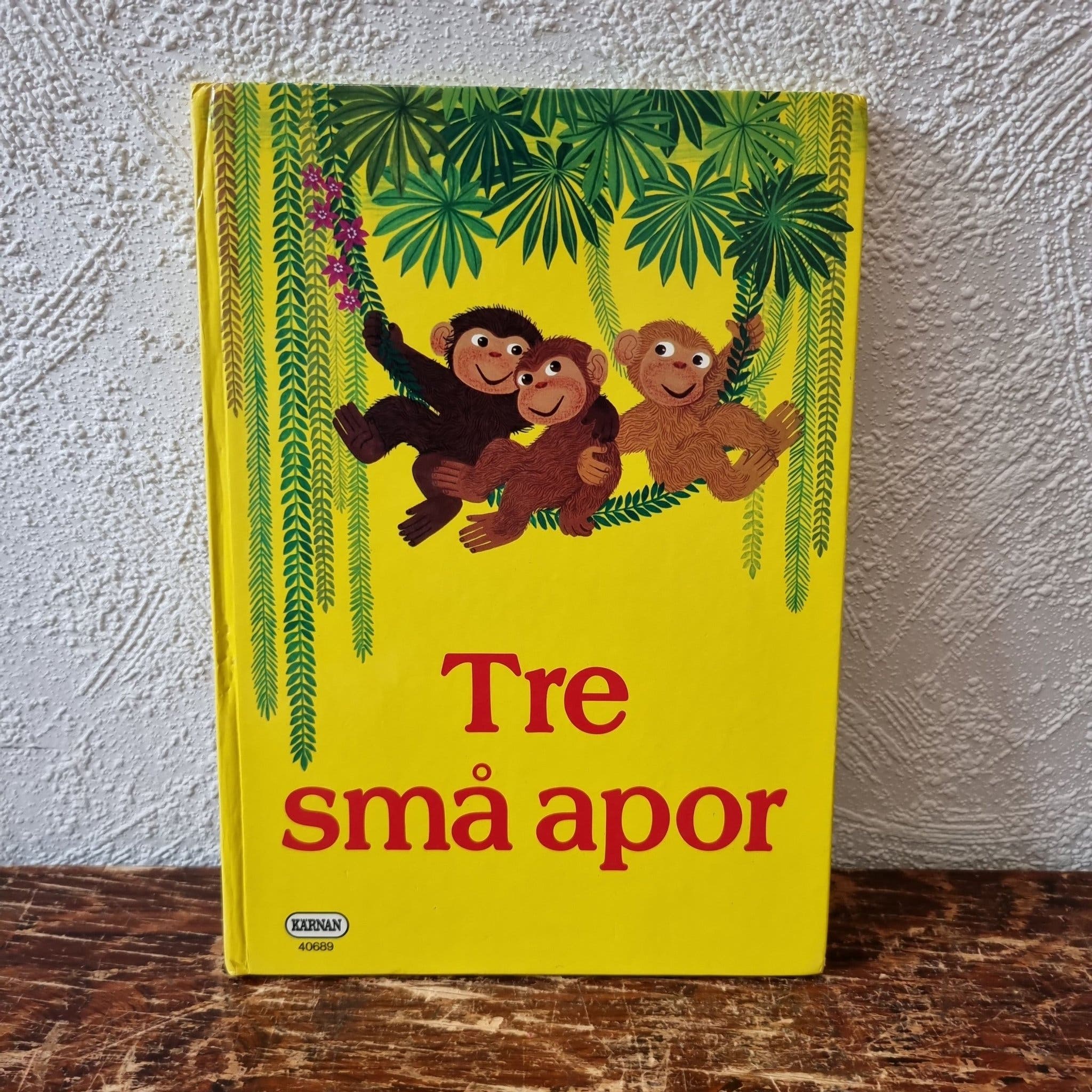 Se produkter som liknar Tre små apor, barnbok från Kä.. på Tradera ...