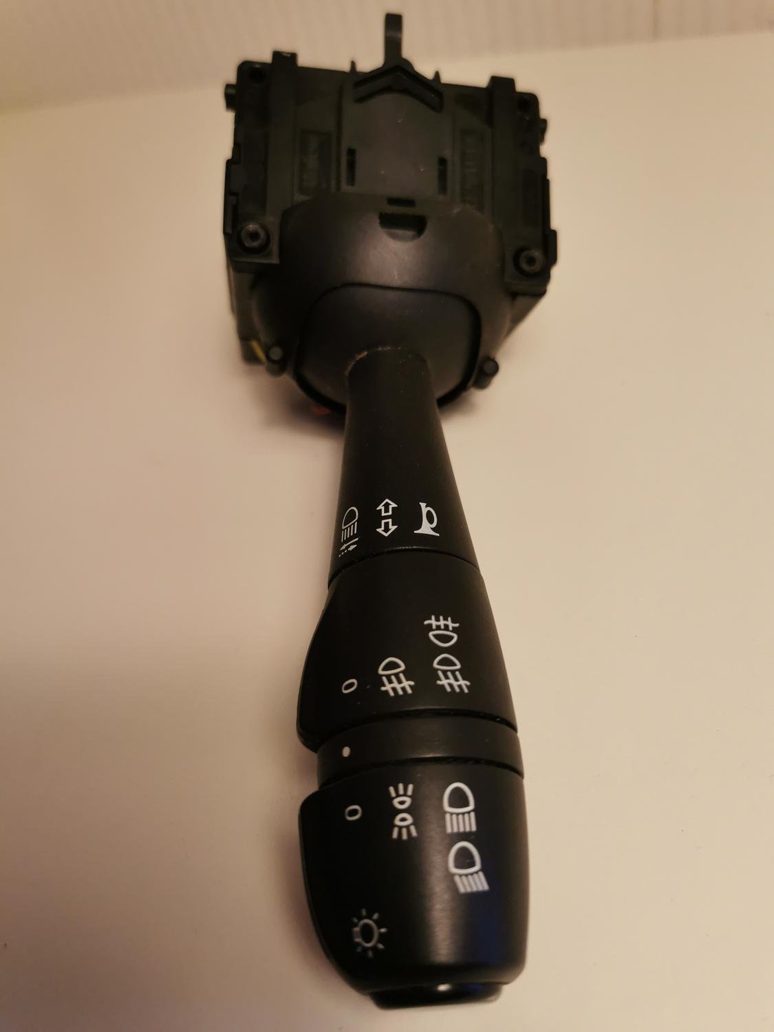 Blinkspak med tuta Dacia Logan (RE 255401301R) | Köp på Tradera (479273701)