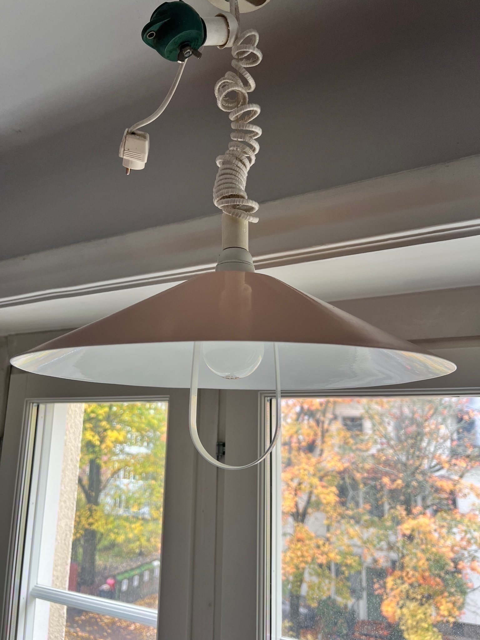 Rosa/Vit Töreboda modell 1200 – Art Deco / Funk.. | Köp på Tradera ...