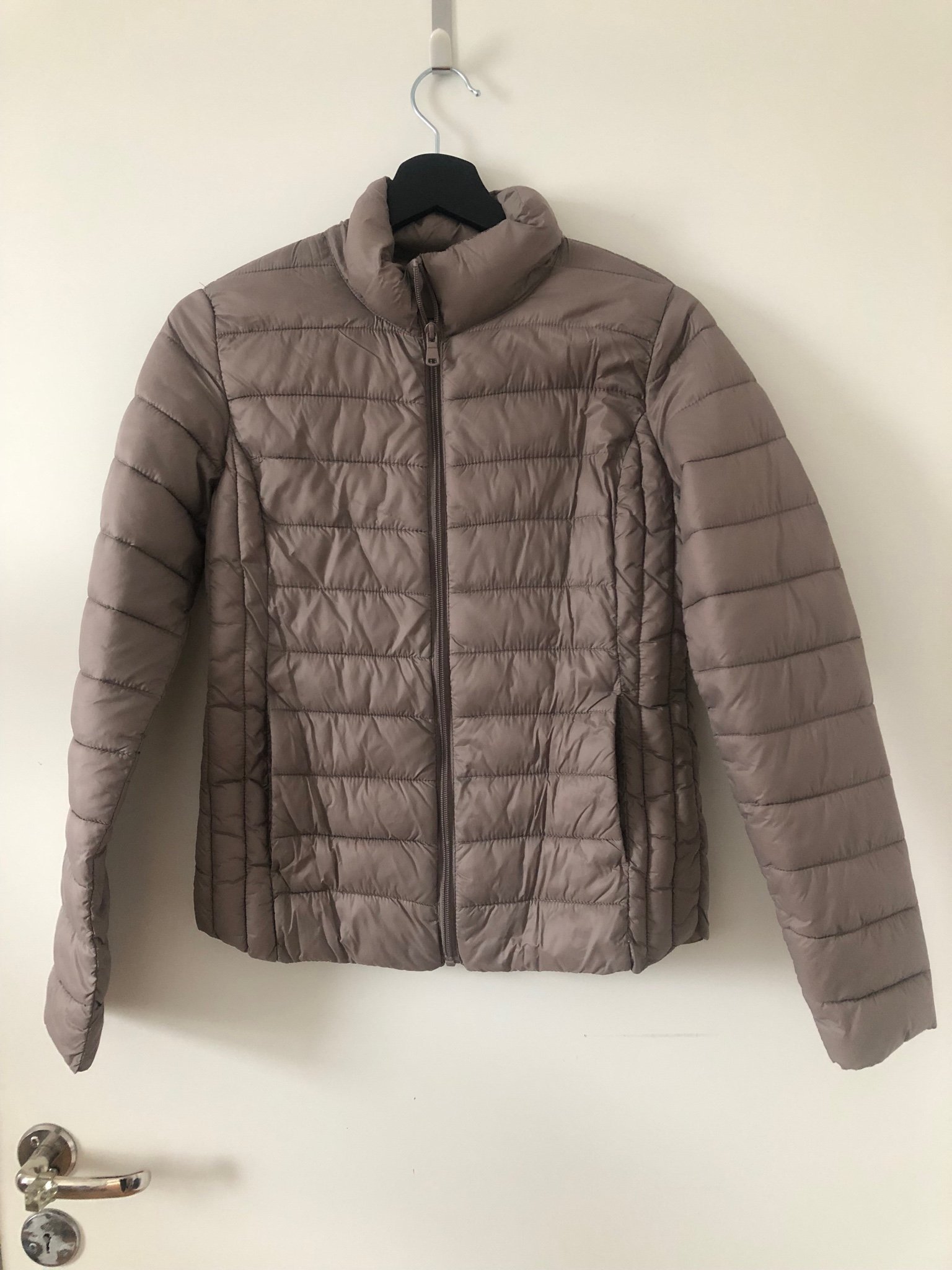 Primark beige jacka, storlek XS | Köp på Tradera (699743785)