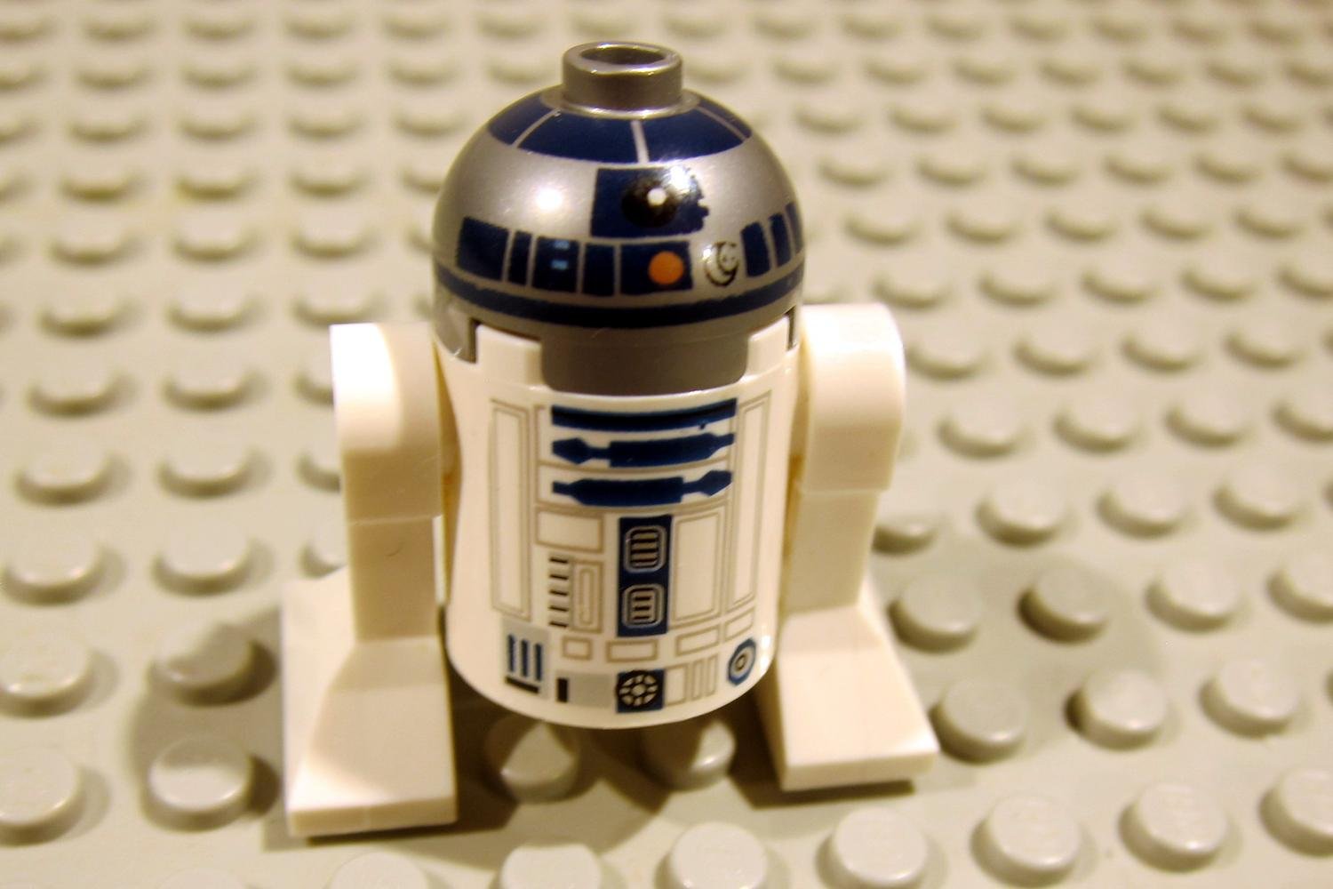 LEGO figur Astromech Droid R2-D2 Flat Silver He.. | Köp på Tradera ...