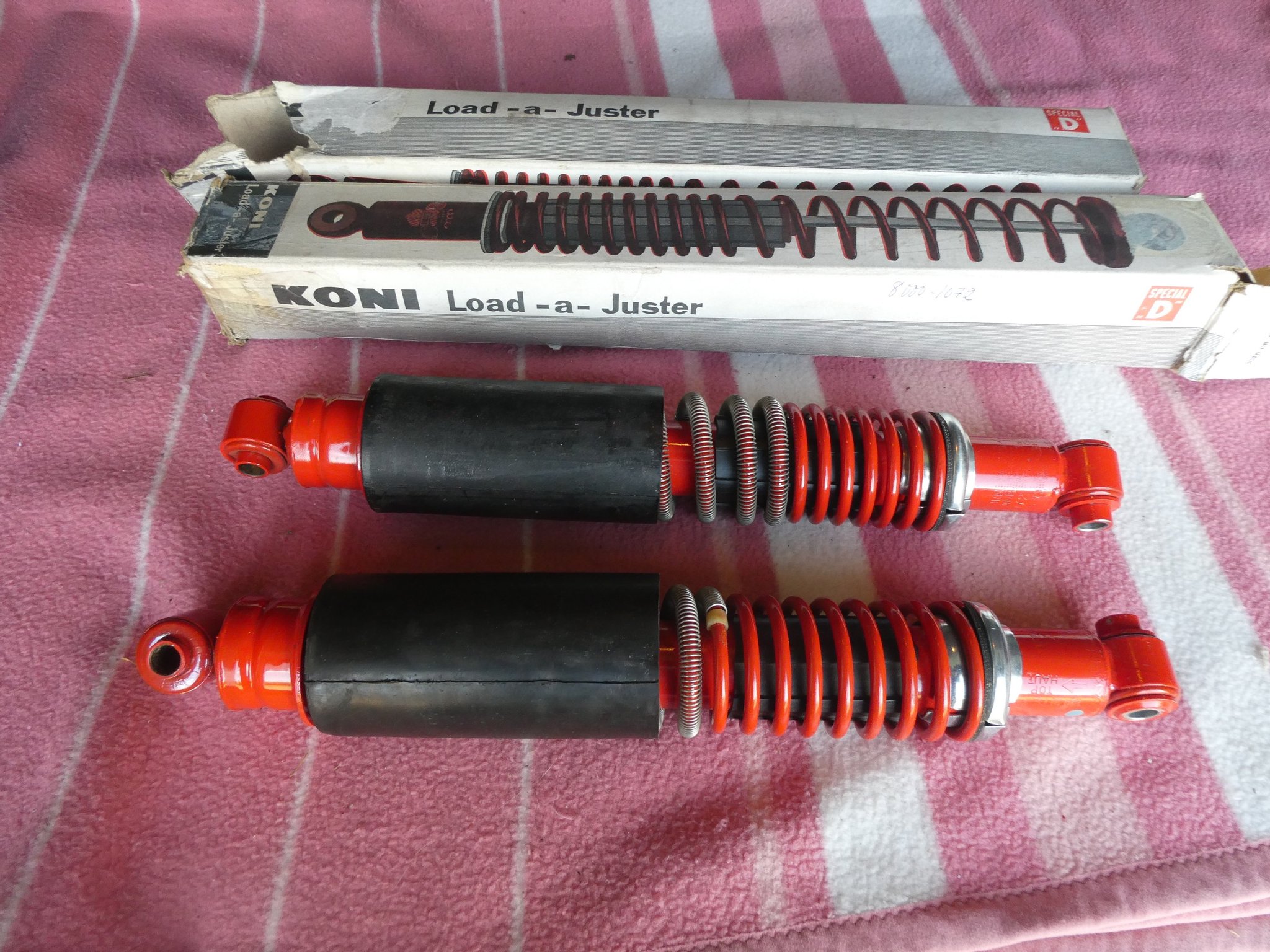 Se produkter som liknar KONI 8000 1072 2 ST JUSTERBAR.. på Tradera ...