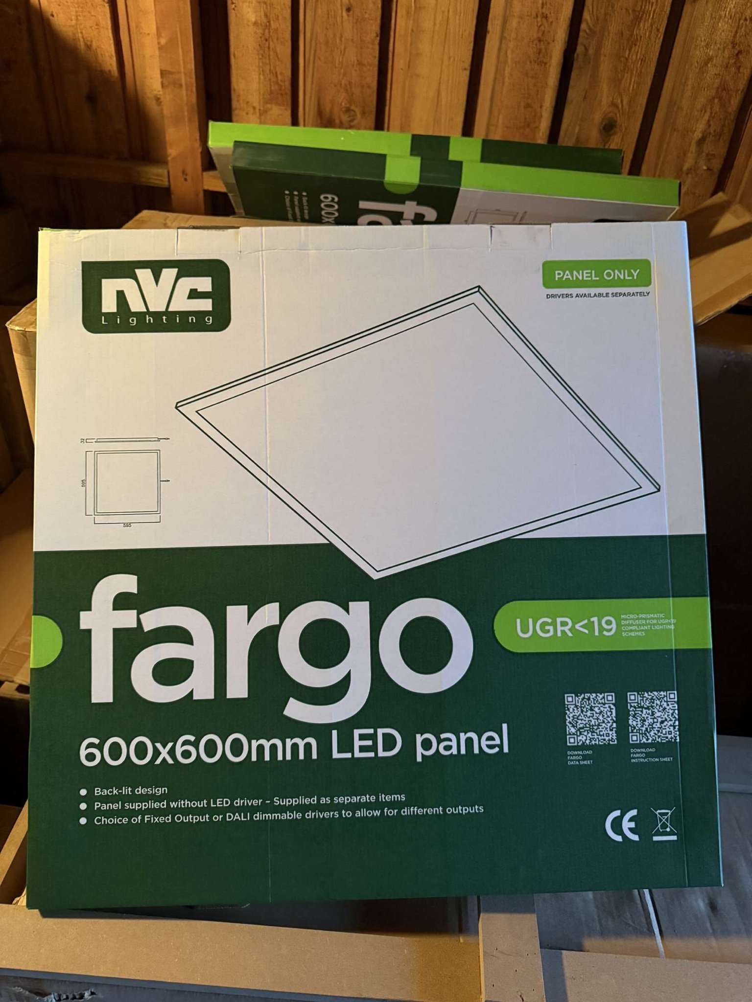Se produkter som liknar NVC Lighting Fargo 600x600mm .. på Tradera ...