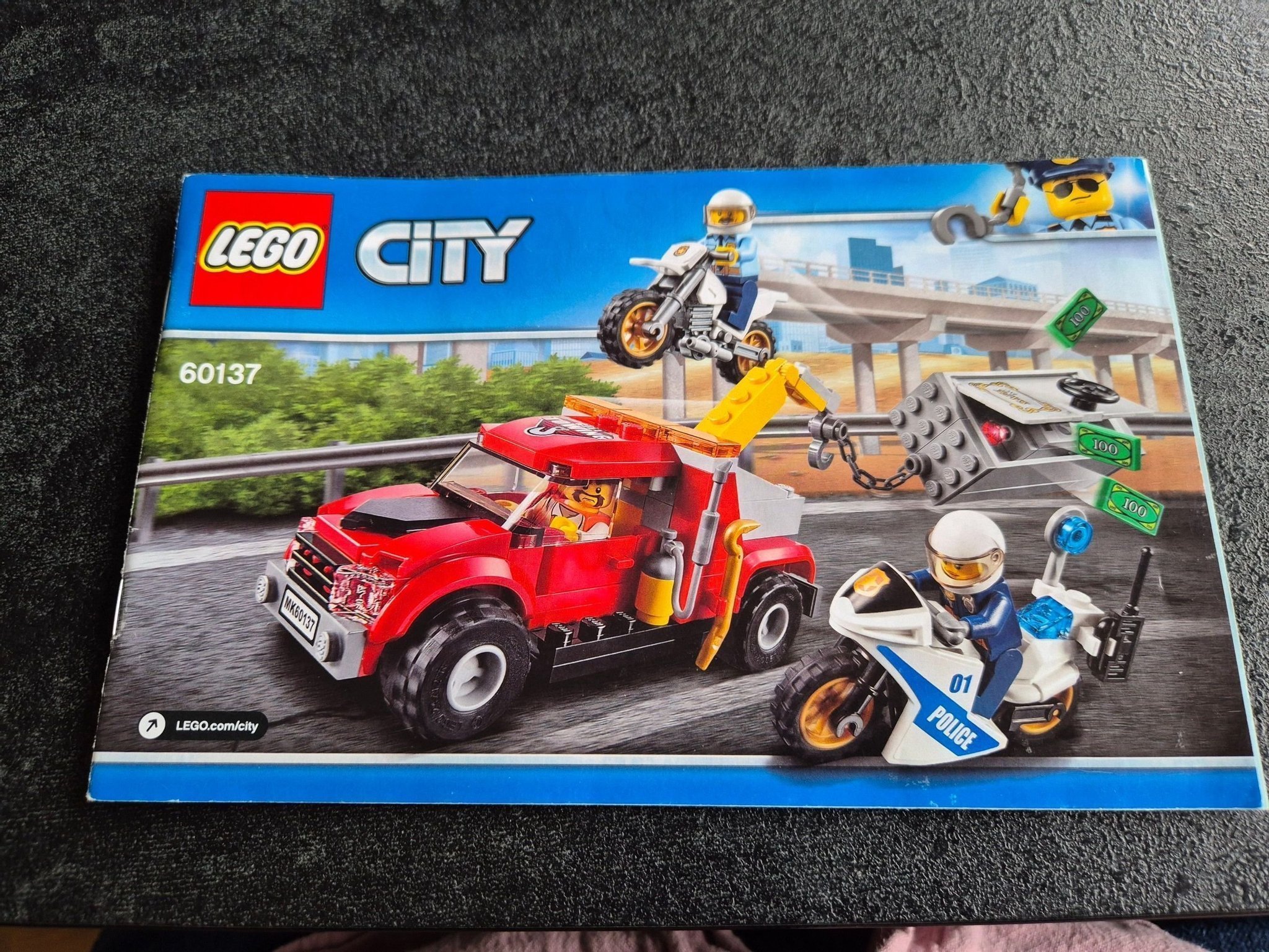 LEGO City 60137 Bärgningsbil på jakt | Köp på Tradera (733490400)