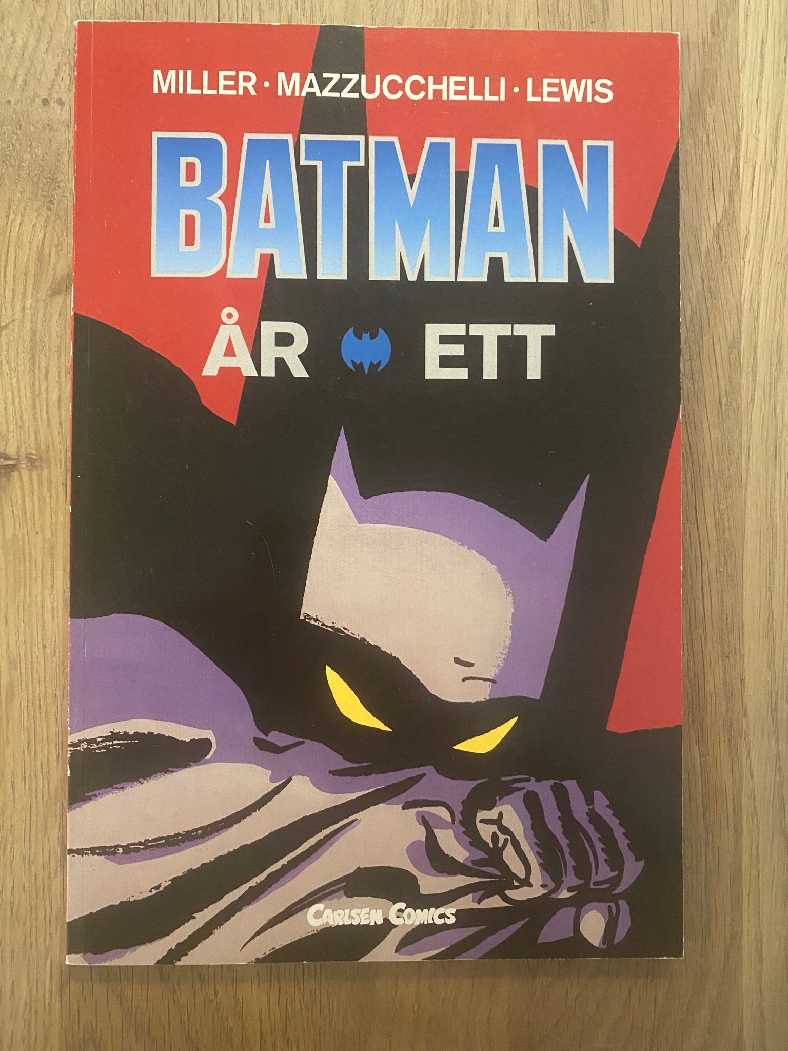 Batman - År Ett, av Frank Miller, David Mazzucc.. | Köp på Tradera ...