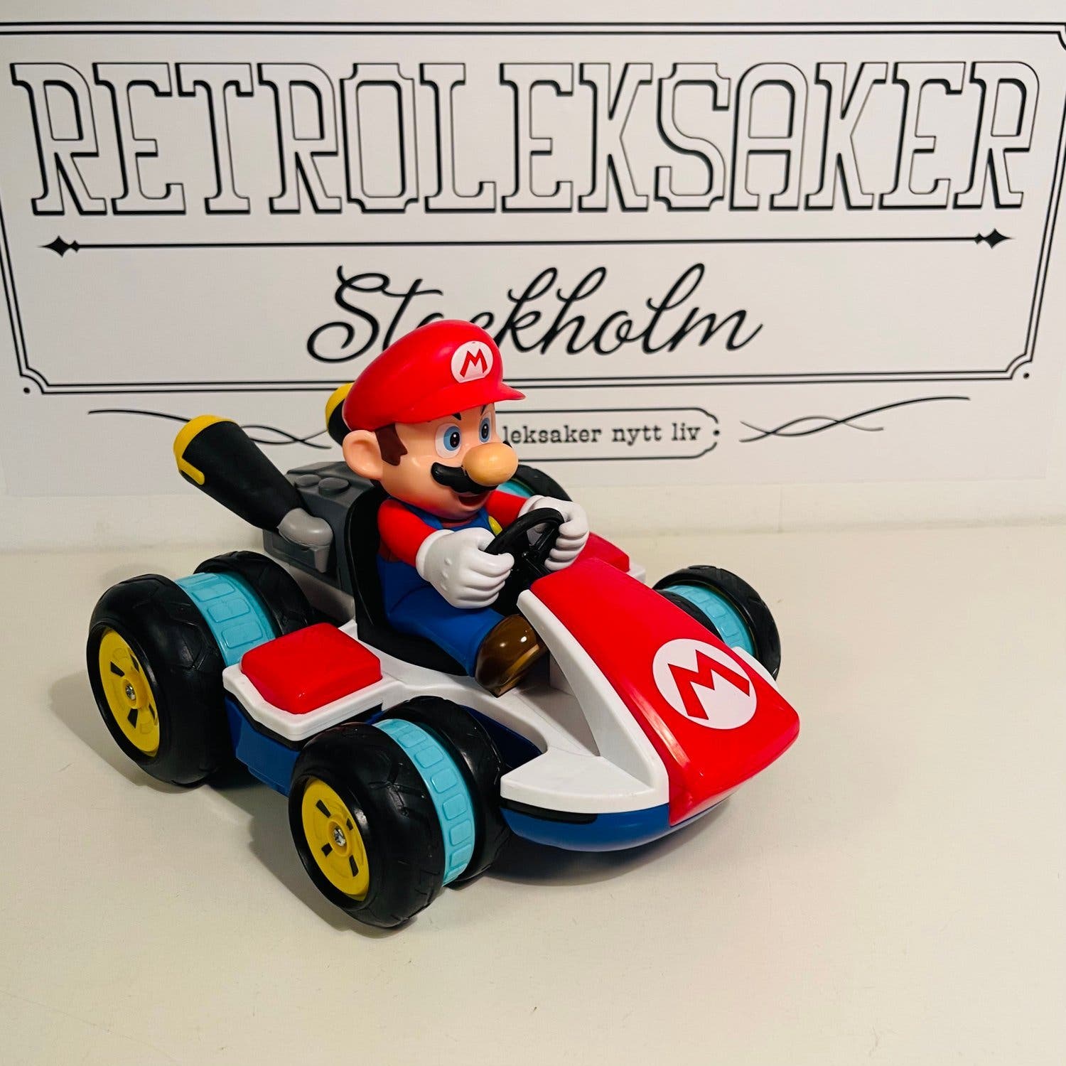 Se produkter som liknar Super Mario Bros movie Kart R.. på Tradera ...