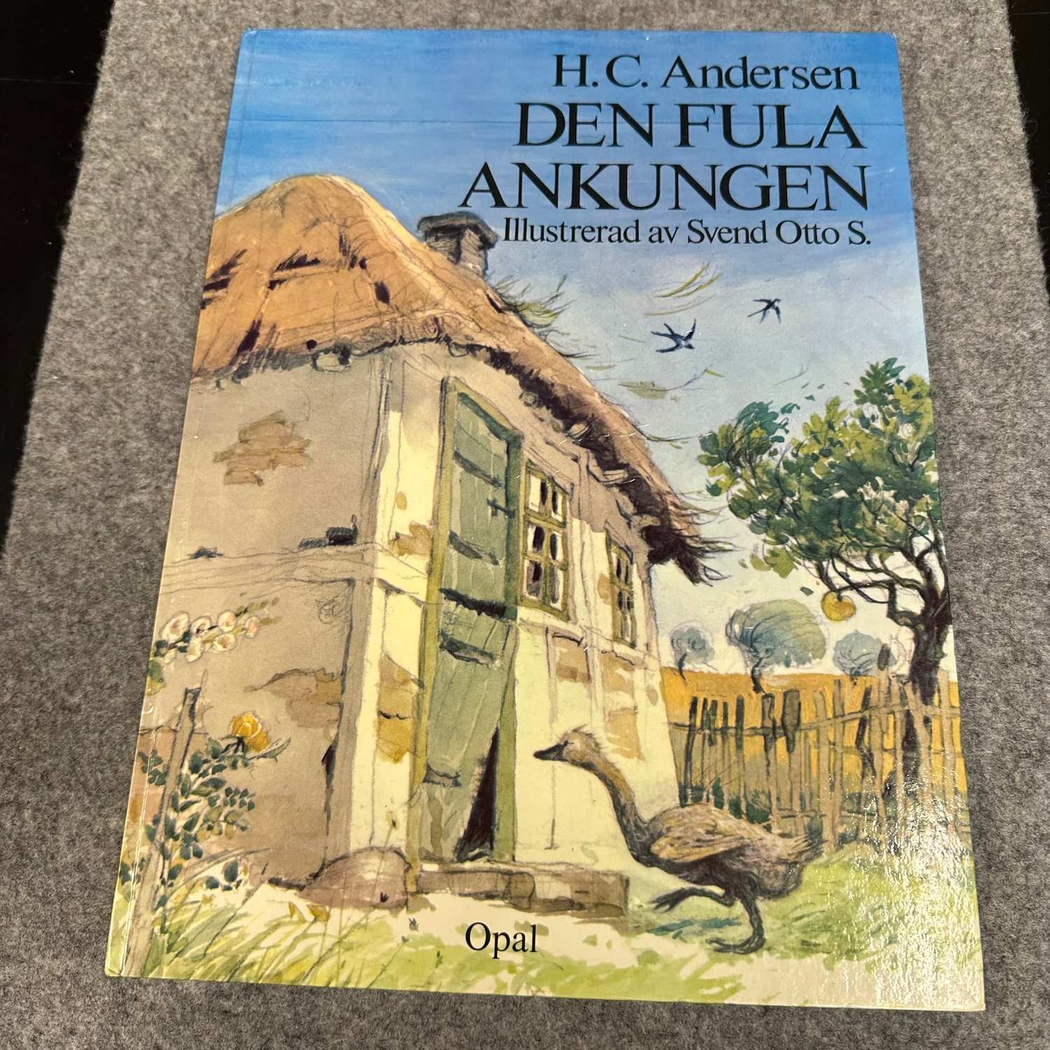 H.C. Andersen - Den fula ankungen | Köp från LindesFynd på Tradera ...