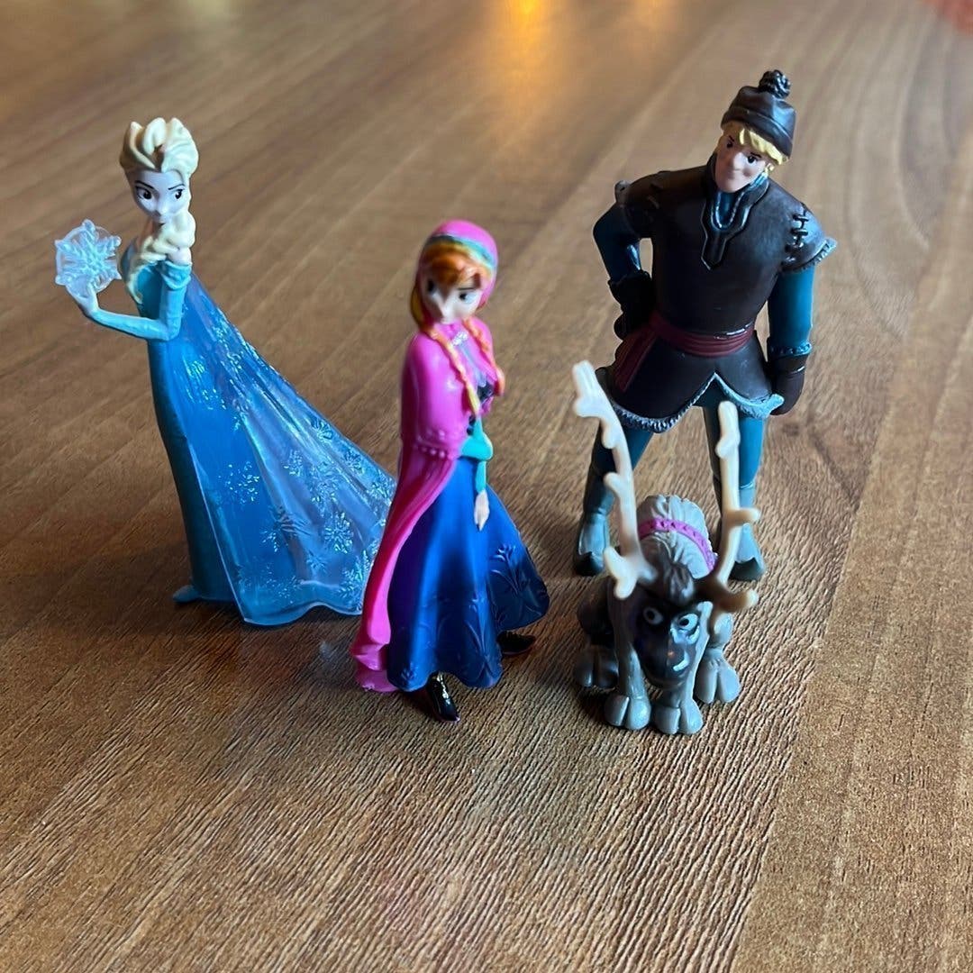 Disney Frozen Figurer från Bullyland - Anna, El.. | Köp på Tradera ...