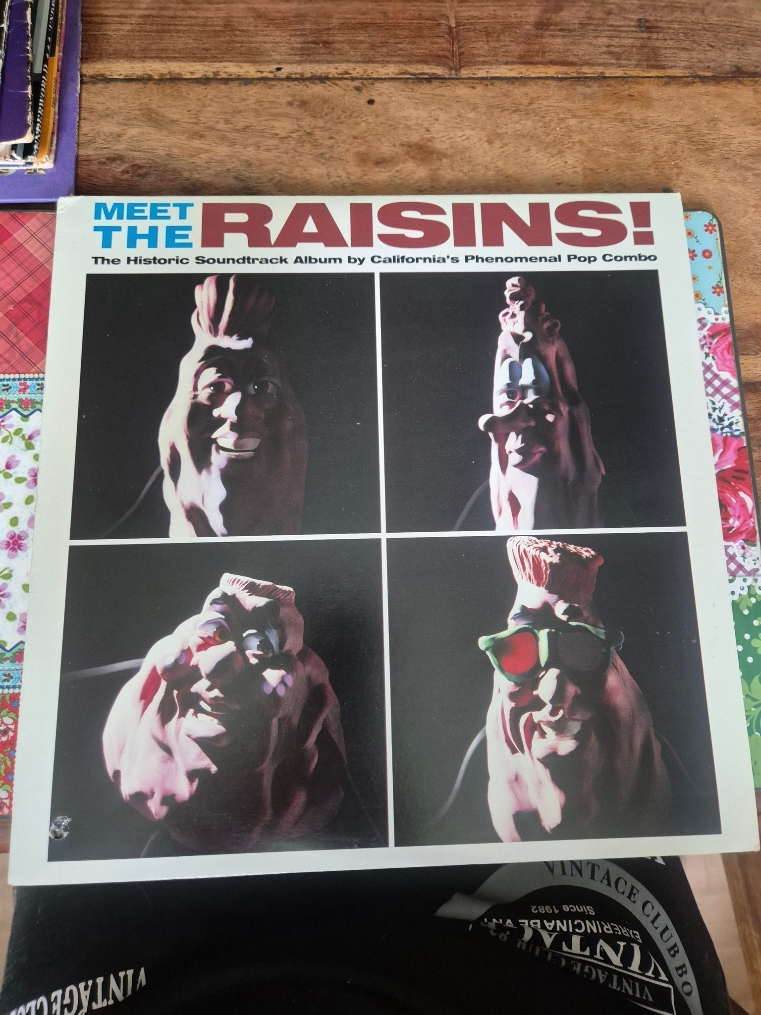 Meet The Raisins! - The Historic Soundtrack Album | Köp på Tradera ...