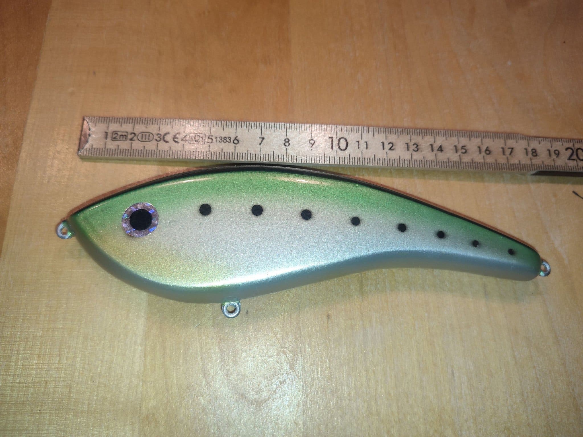 Se produkter som liknar ACE Fat Flipper - Jerkbait på Tradera (698137769)