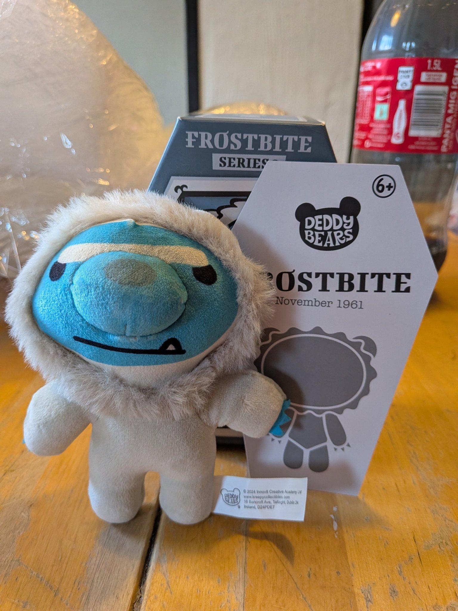 Se produkter som liknar Deddy Bears Frostbite Serie 2 på Tradera ...