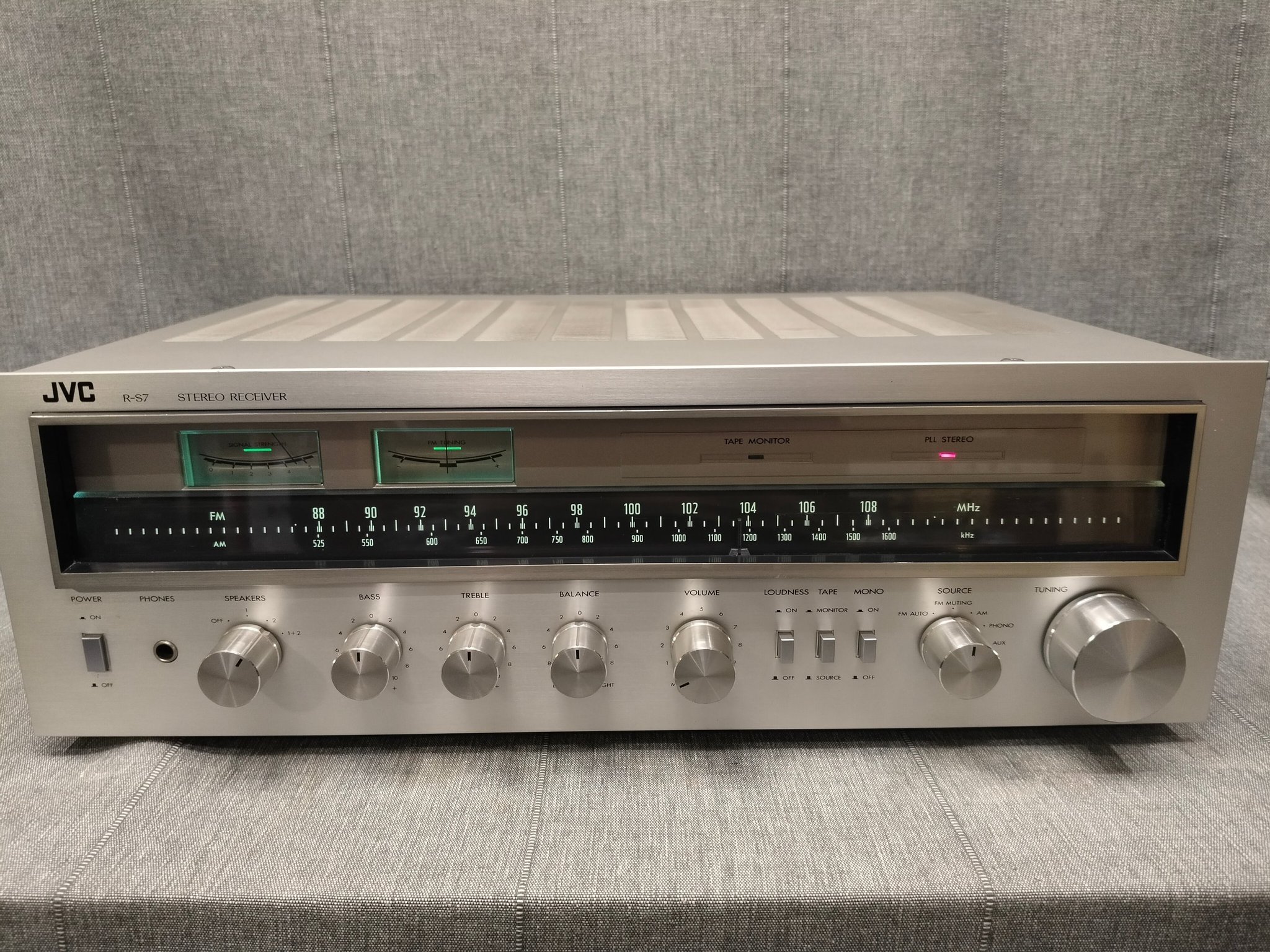 JVC R-S7 AM/FM STEREO RECEIVER FÖRSTÄRKARE RADI.. | Köp på Tradera ...