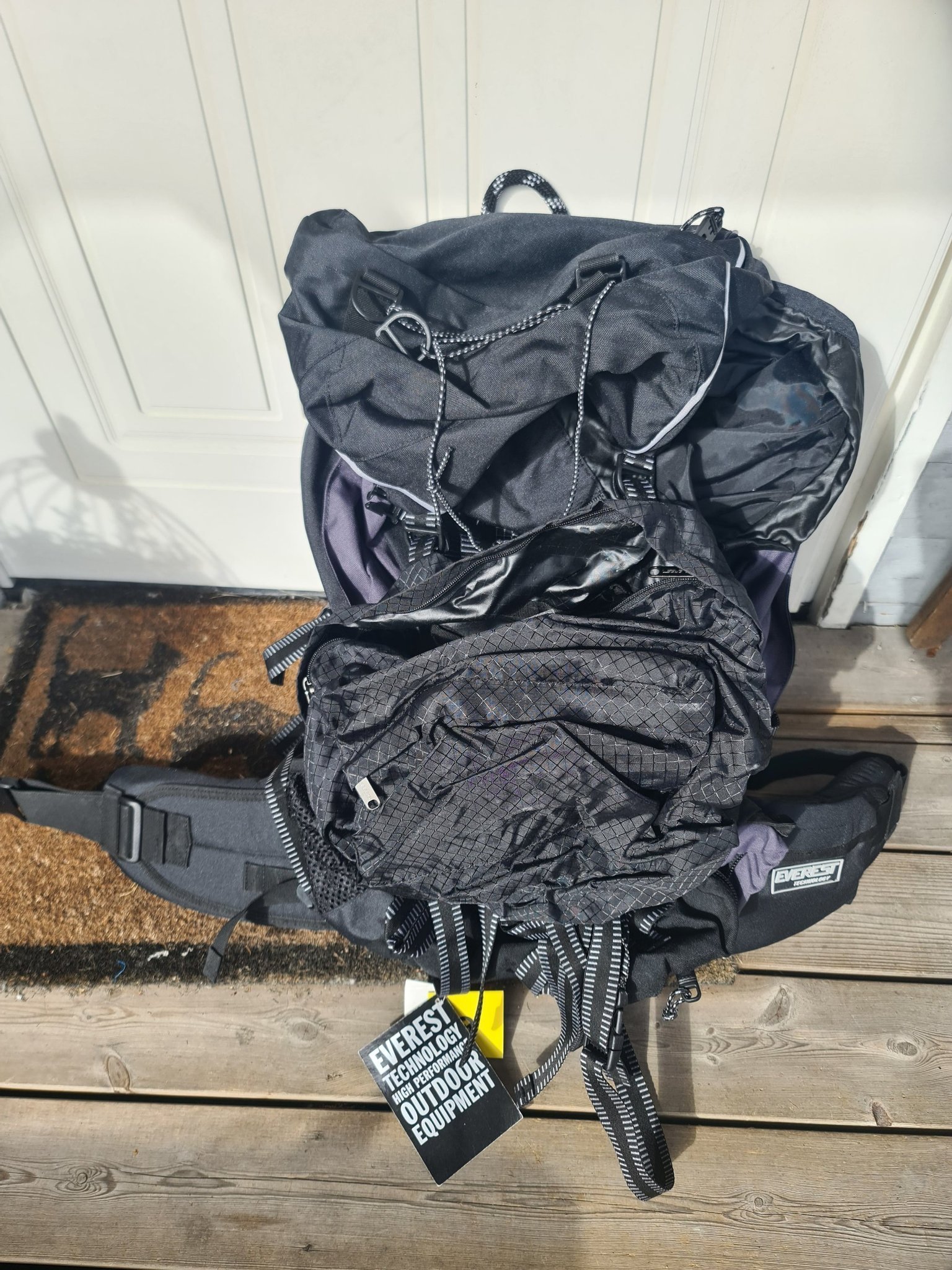 Se produkter som liknar Everest 650 Advance Ryggsäck .. på Tradera (693286843)