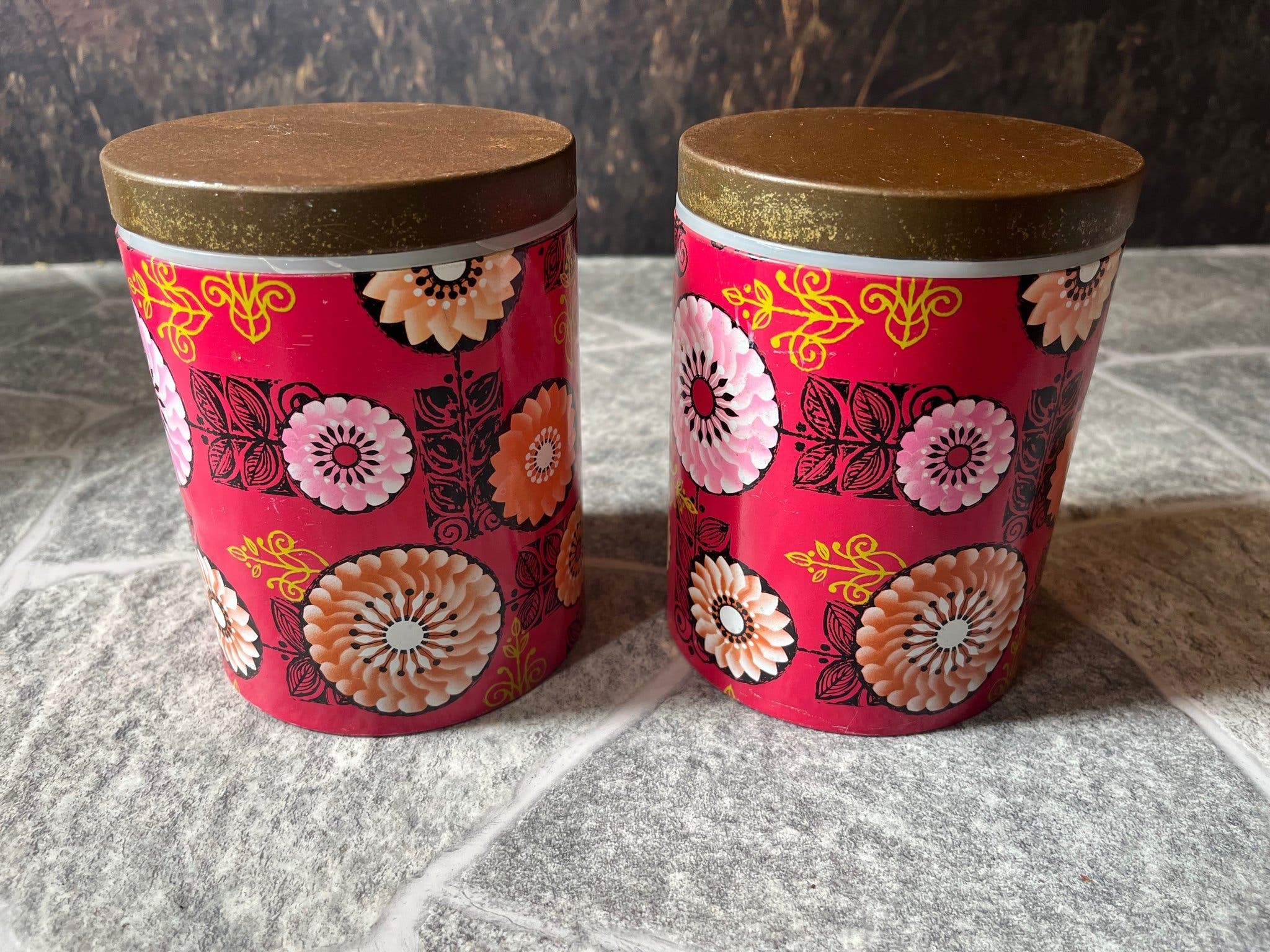 Retro Burkar med Blommönster 60 tal 70 tal | Köp på Tradera (677538772)