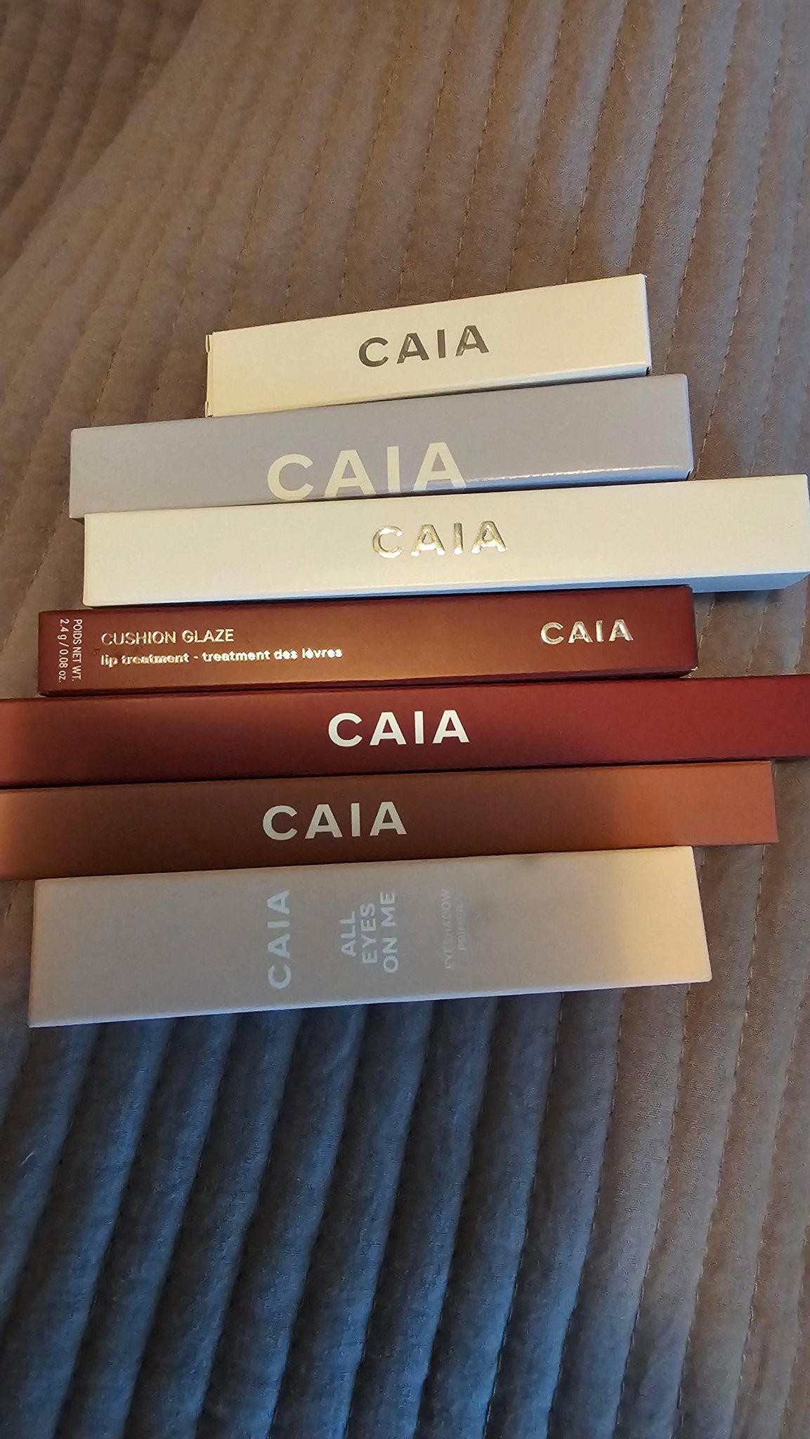 Se produkter som liknar CAIA produkter från kalender .. på Tradera ...