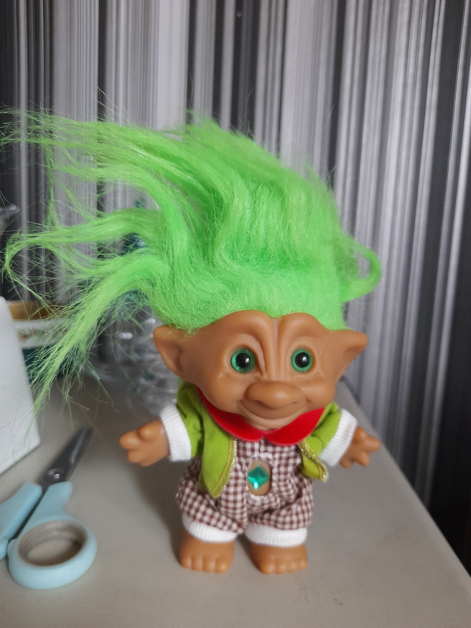 Se produkter som liknar Troll docka med grönt hår ca .. på Tradera ...