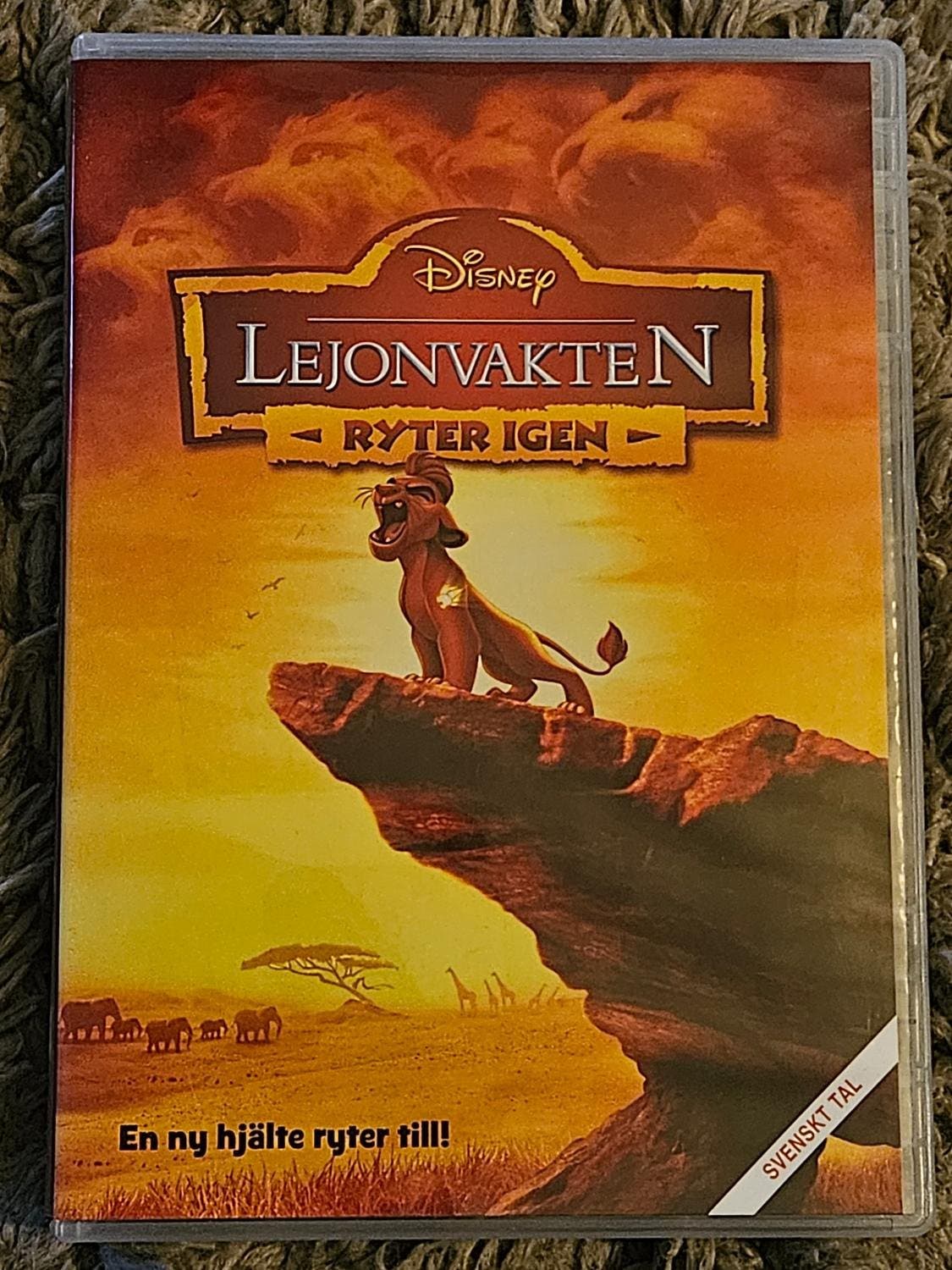 LEJONVAKTEN RYTER IGEN .. DVD .. | Köp från SandsOfTime på Tradera ...