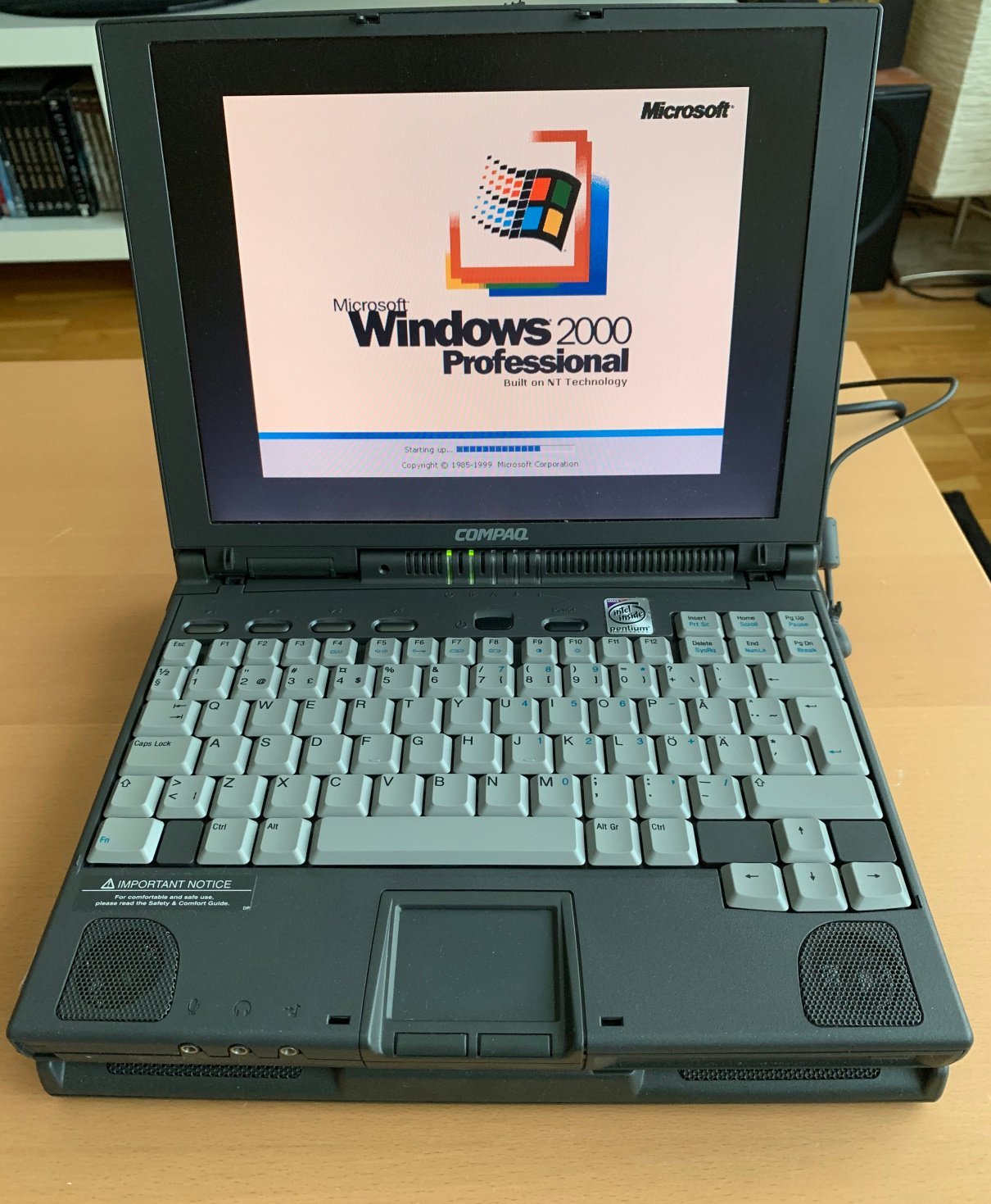 Se produkter som liknar Retro Pentium-laptop 1997 med.. på Tradera ...