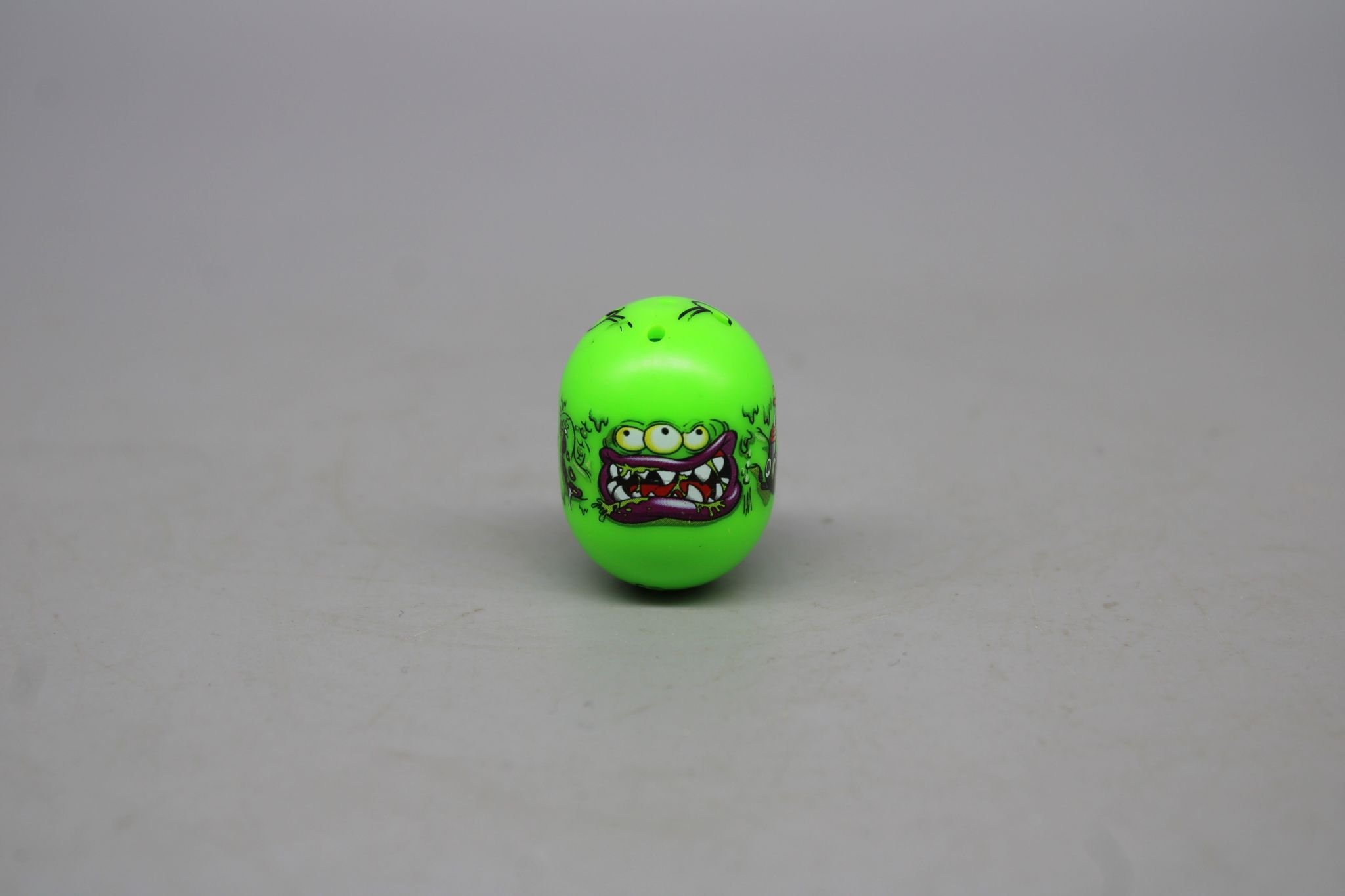 Mighty Beanz #70 Alien Bean .. | Köp från RetroUniverse på Tradera ...