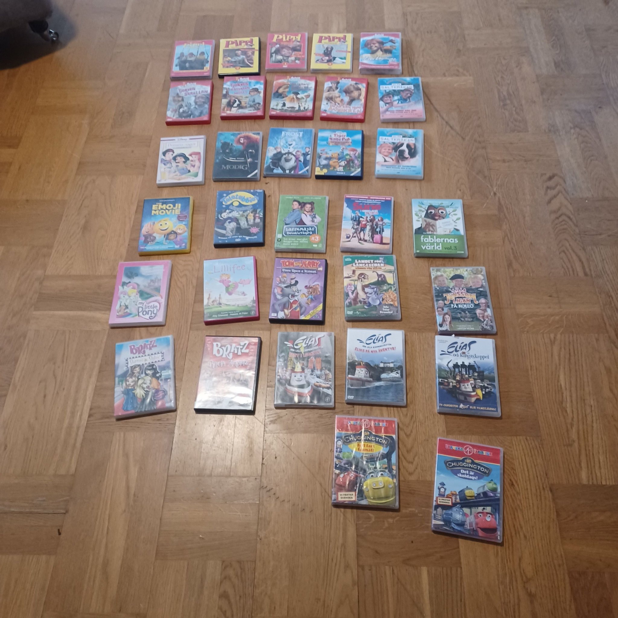 Dvd filmer barn astrid lindgren disney m.m 32 d.. | Köp på Tradera ...