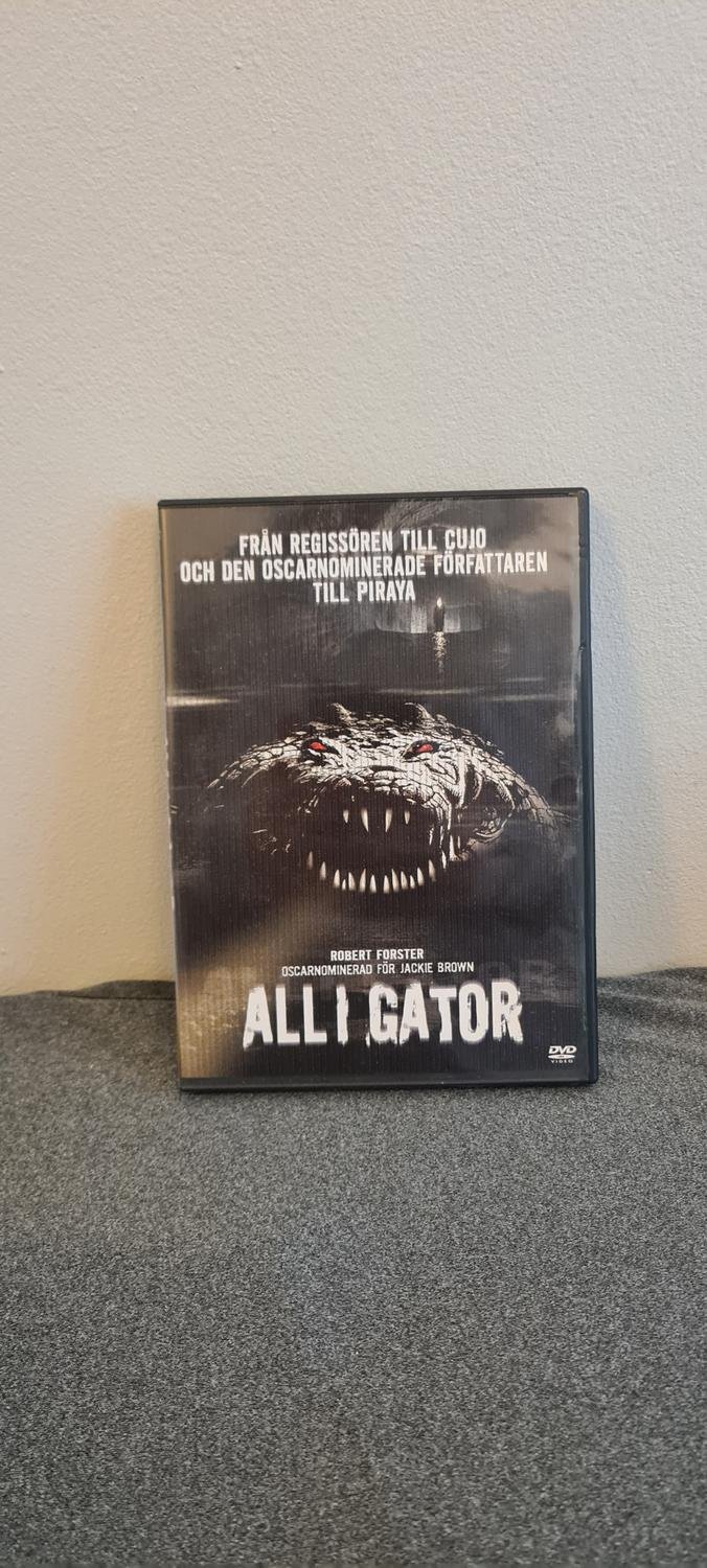 DVD - Alligator - Mycket Fint Skick | Köp från FemixAB på Tradera ...