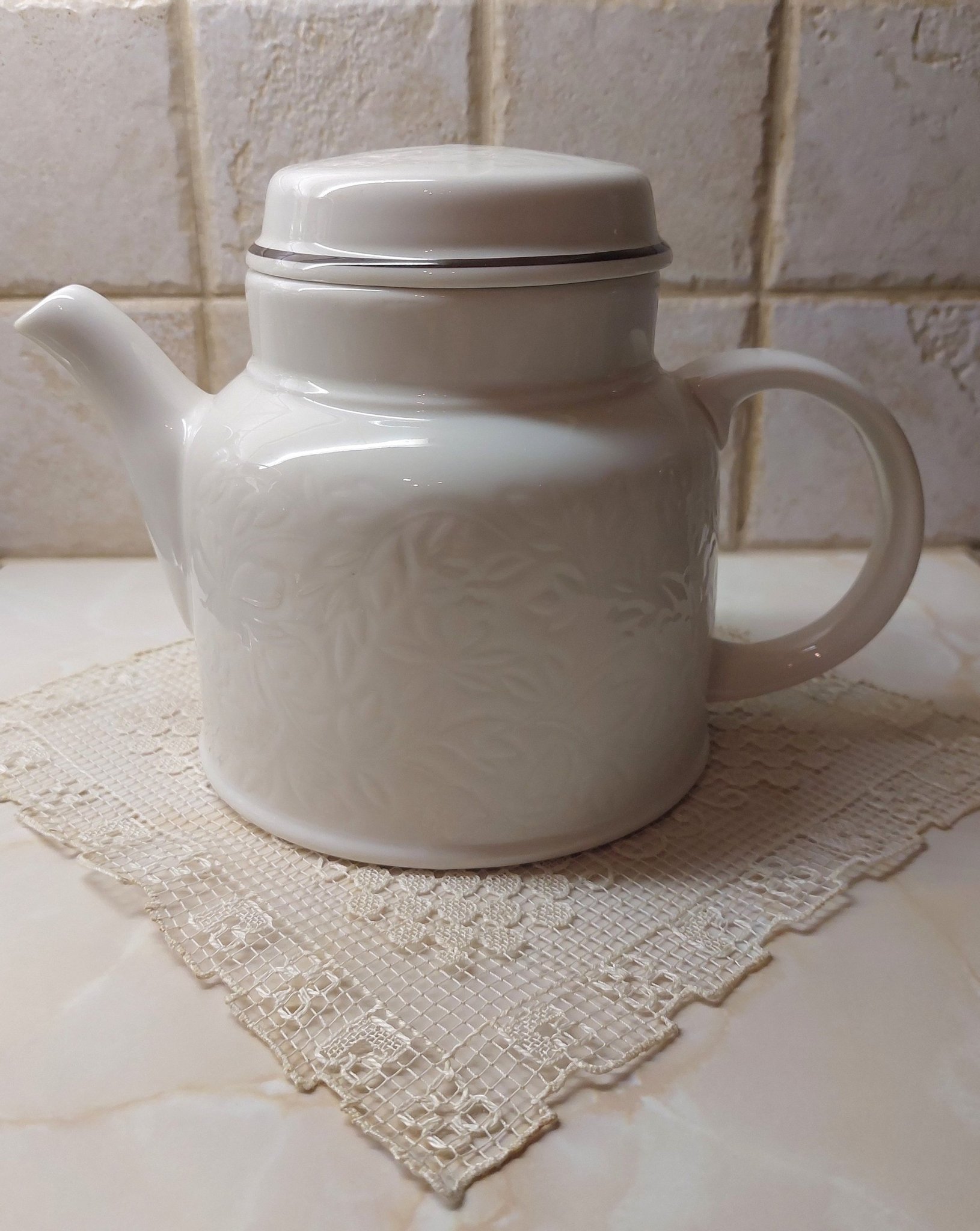 Royal Doulton/ England tekanna, kaffekanna i ke.. | Köp på Tradera ...