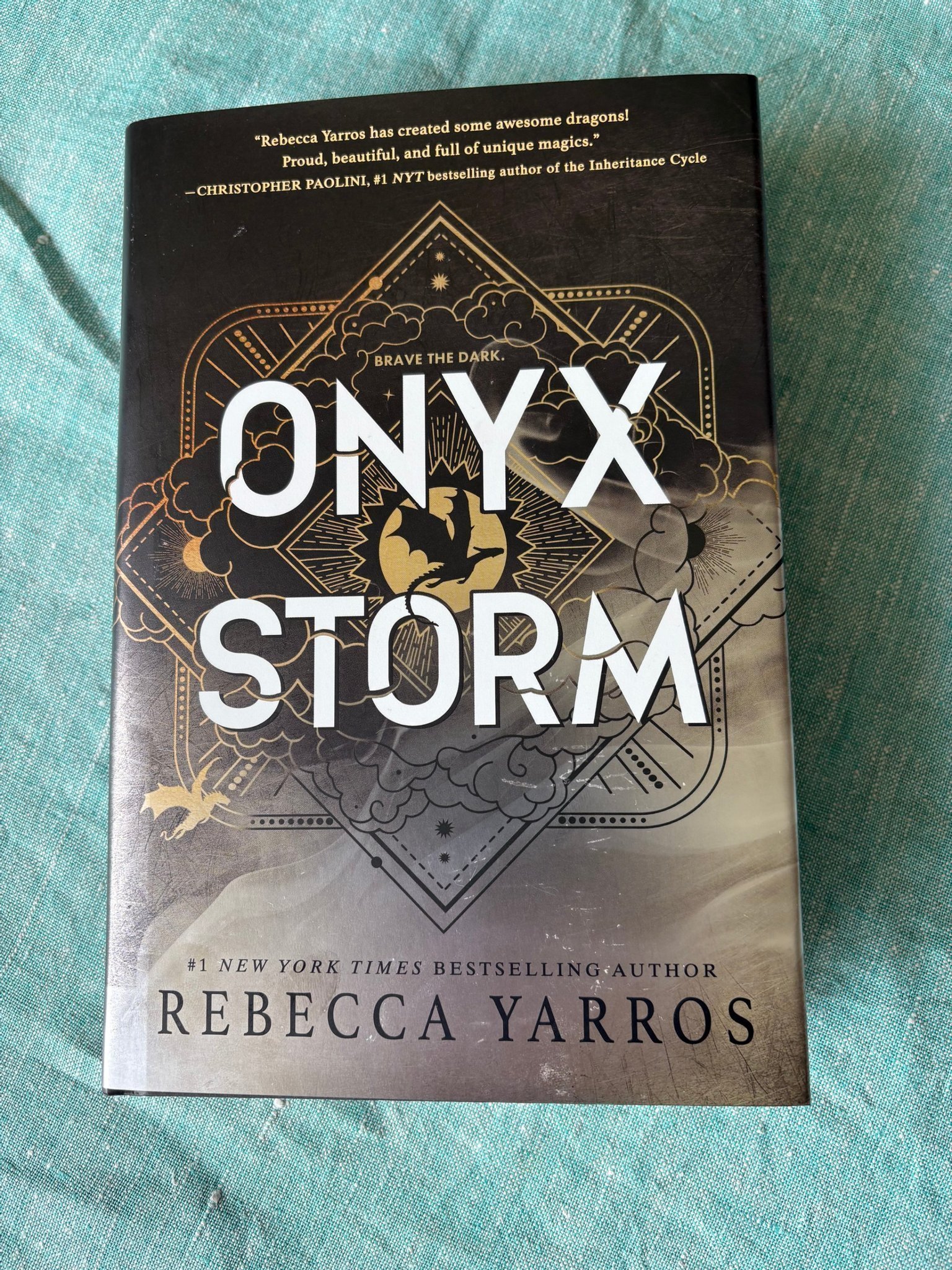 Onyx Storm. Deluxe Limited Edition av Rebecca Y.. | Köp på Tradera ...