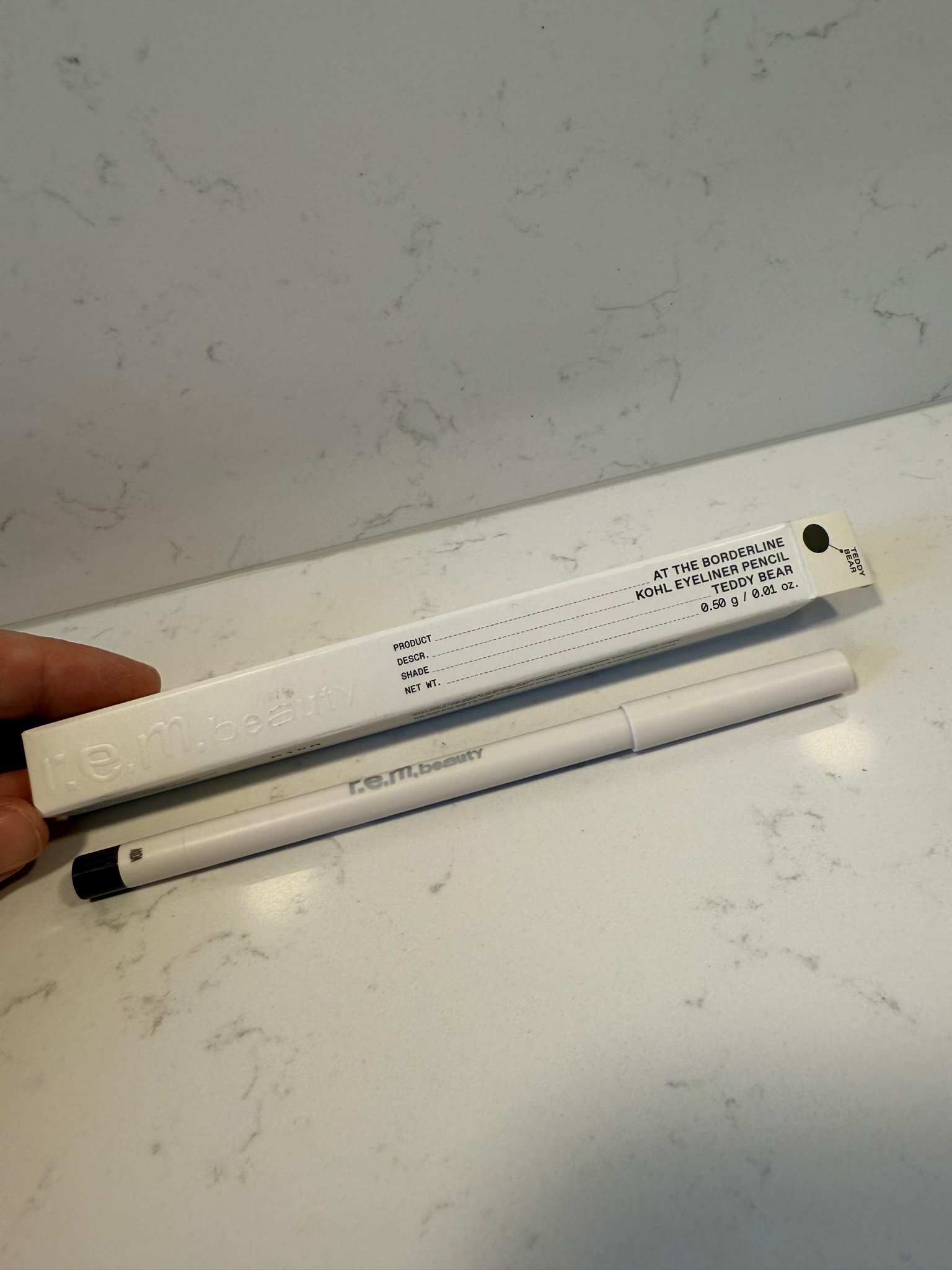 r.e.m. beauty At The Borderline Kohl Eyeliner P.. | Köp på Tradera ...