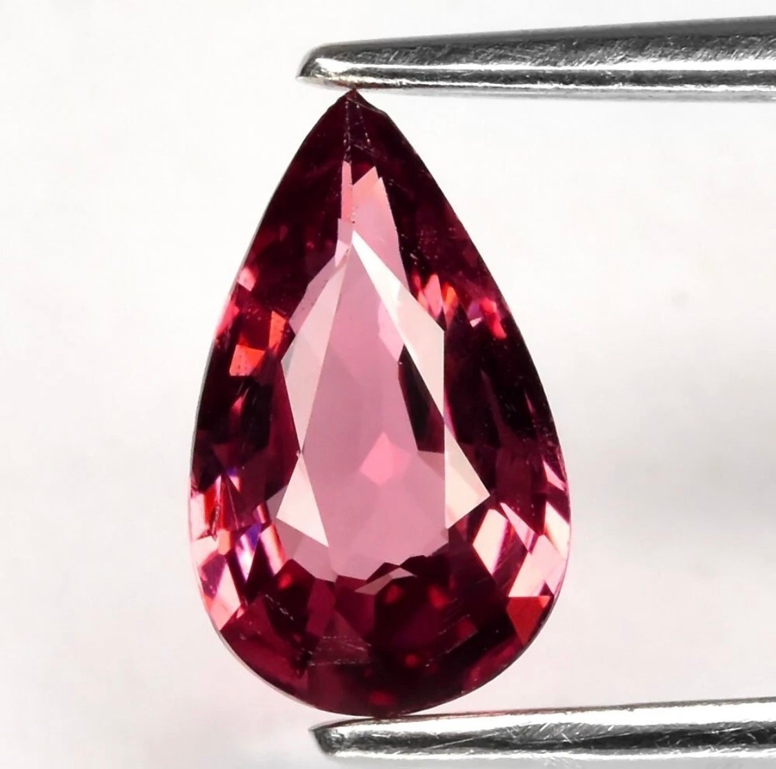 Mycket Vacker! VS Rhodolite Garnet 0,88 Carat, .. | Köp på Tradera ...