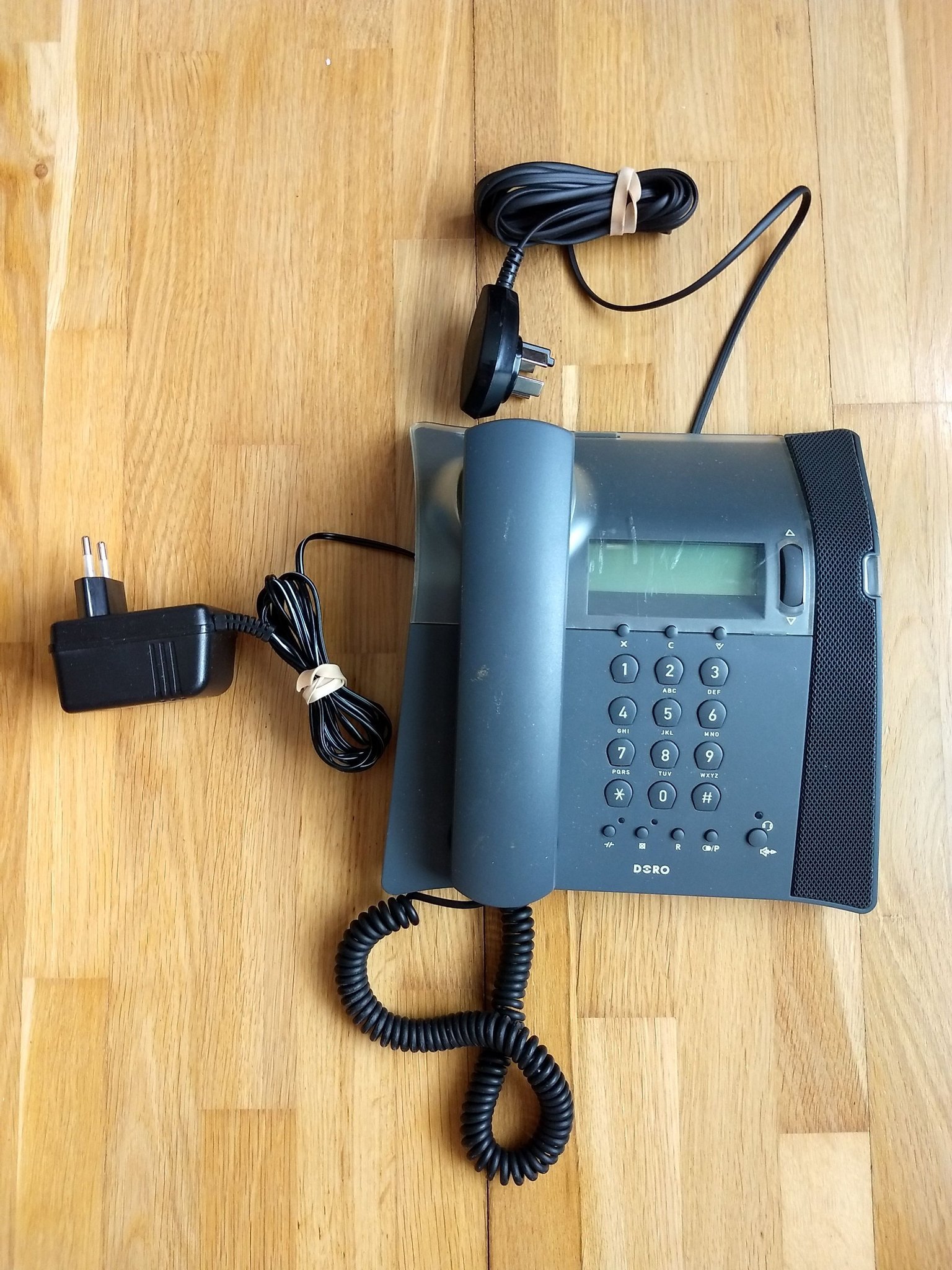 Se produkter som liknar Doro telefon med knapptryckni.. på Tradera ...