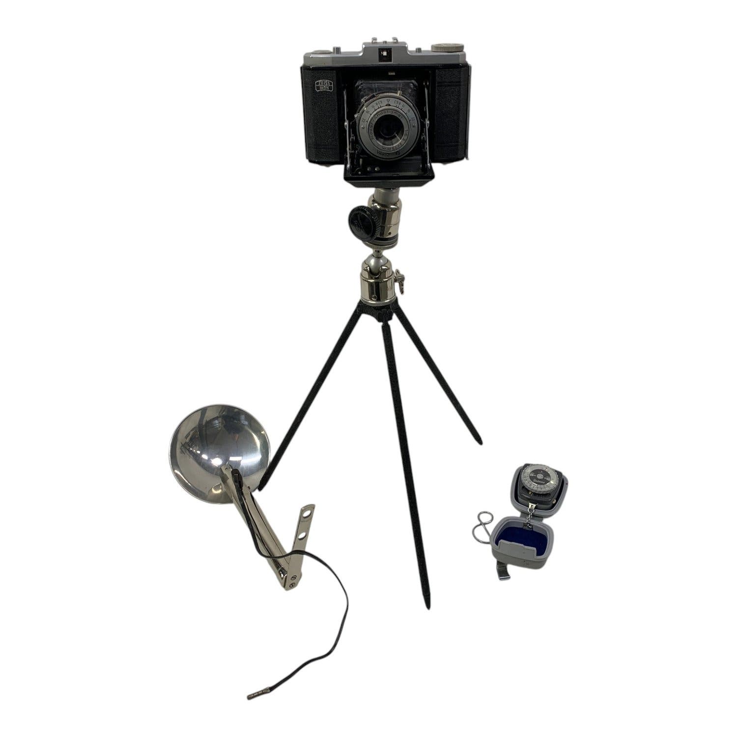 Zeiss Ikon Nettar med Stativ Blixt .. | Köp från Footly på Tradera ...