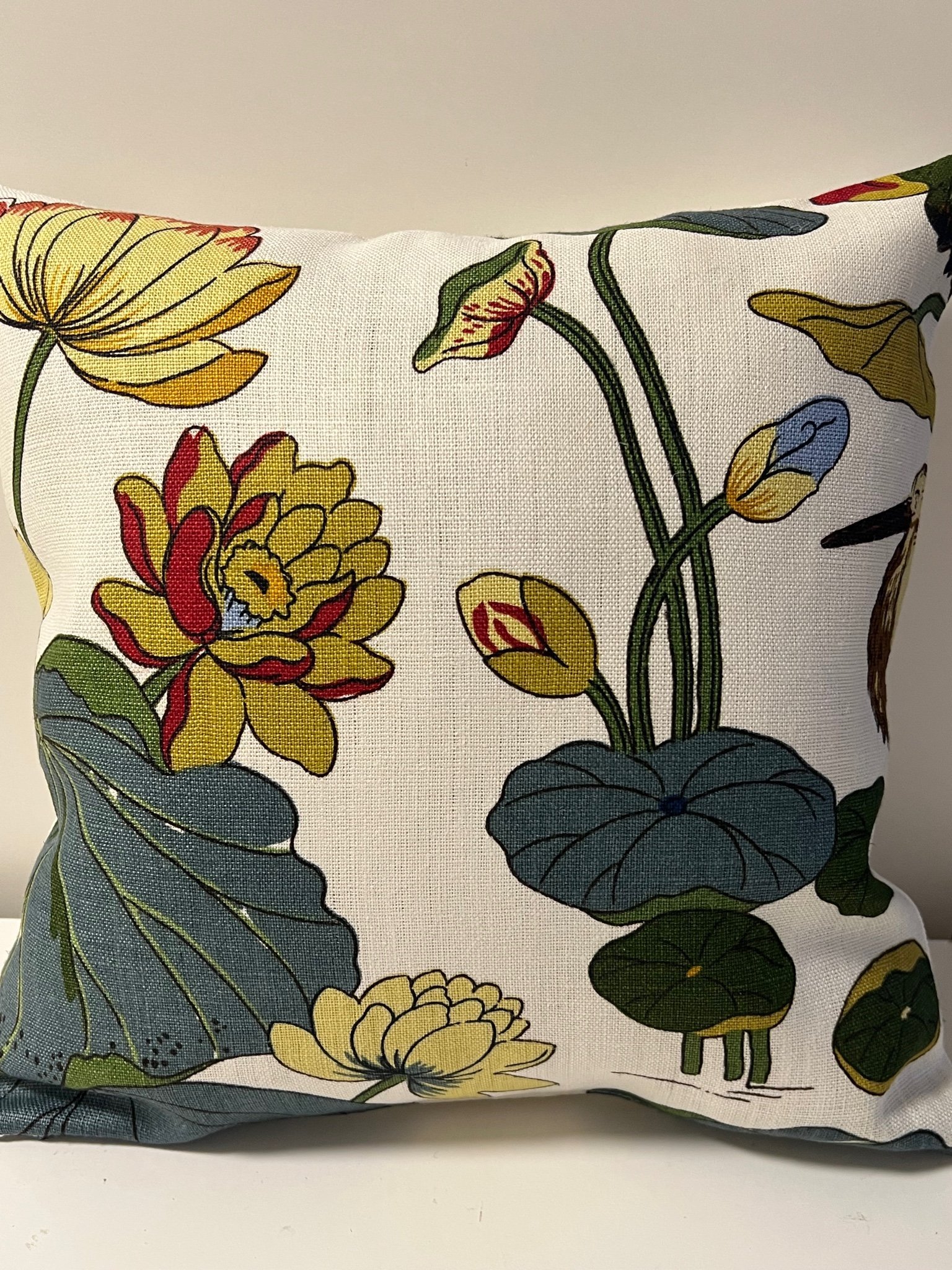 KUDDFODRAL TYG FRÅN SVENSKT TENN / GP & J BAKER.. | Köp på Tradera (712081973)