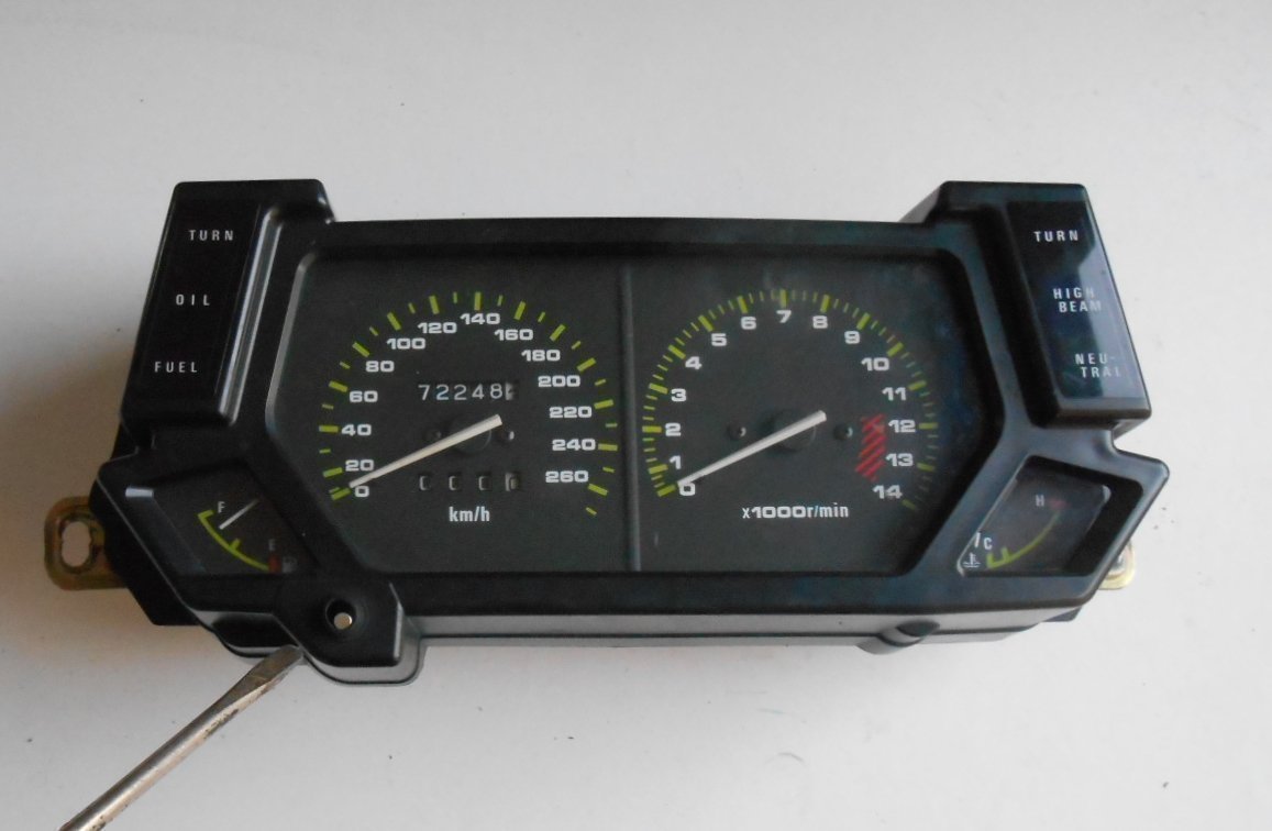 Instrumentpanel Kawasaki GPX750 R (1987-89) ZX7.. | Köp på Tradera ...