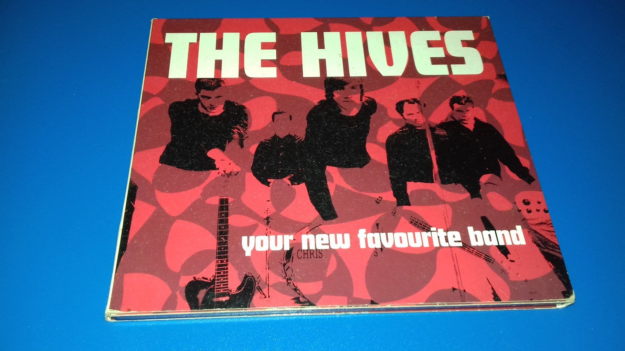 THE HIVES - your new favourite band - digipack .. | Köp på Tradera ...