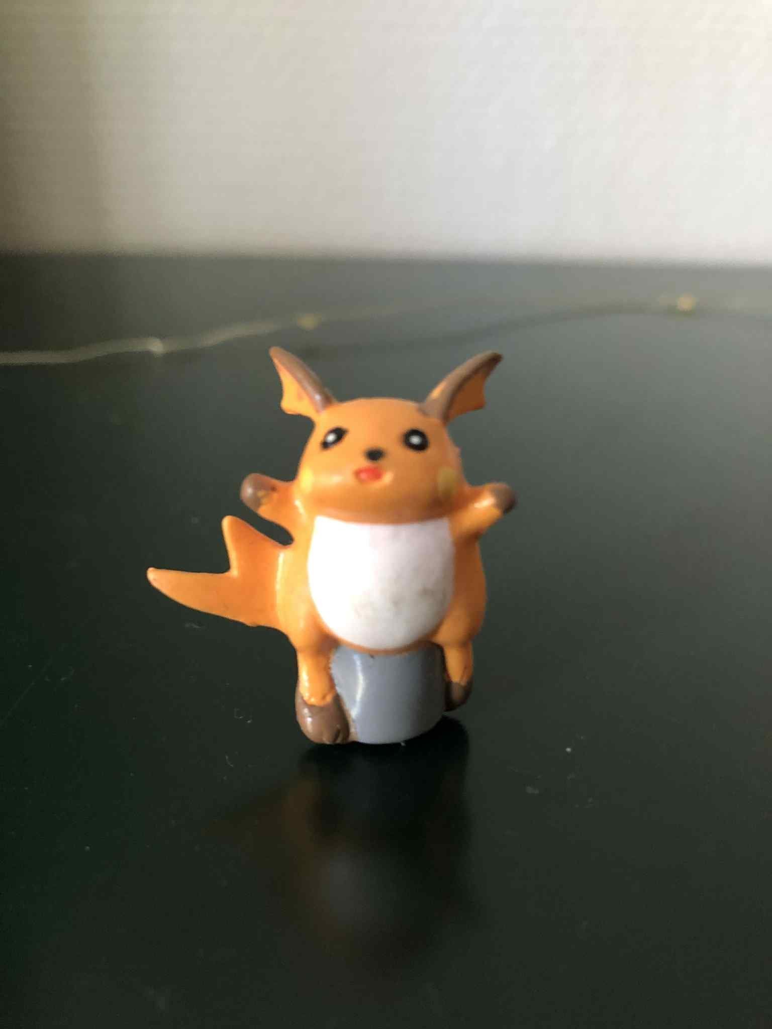 Mini Raichu BP Figur Leksak Pokémon Nintendo Vi.. | Köp på Tradera ...