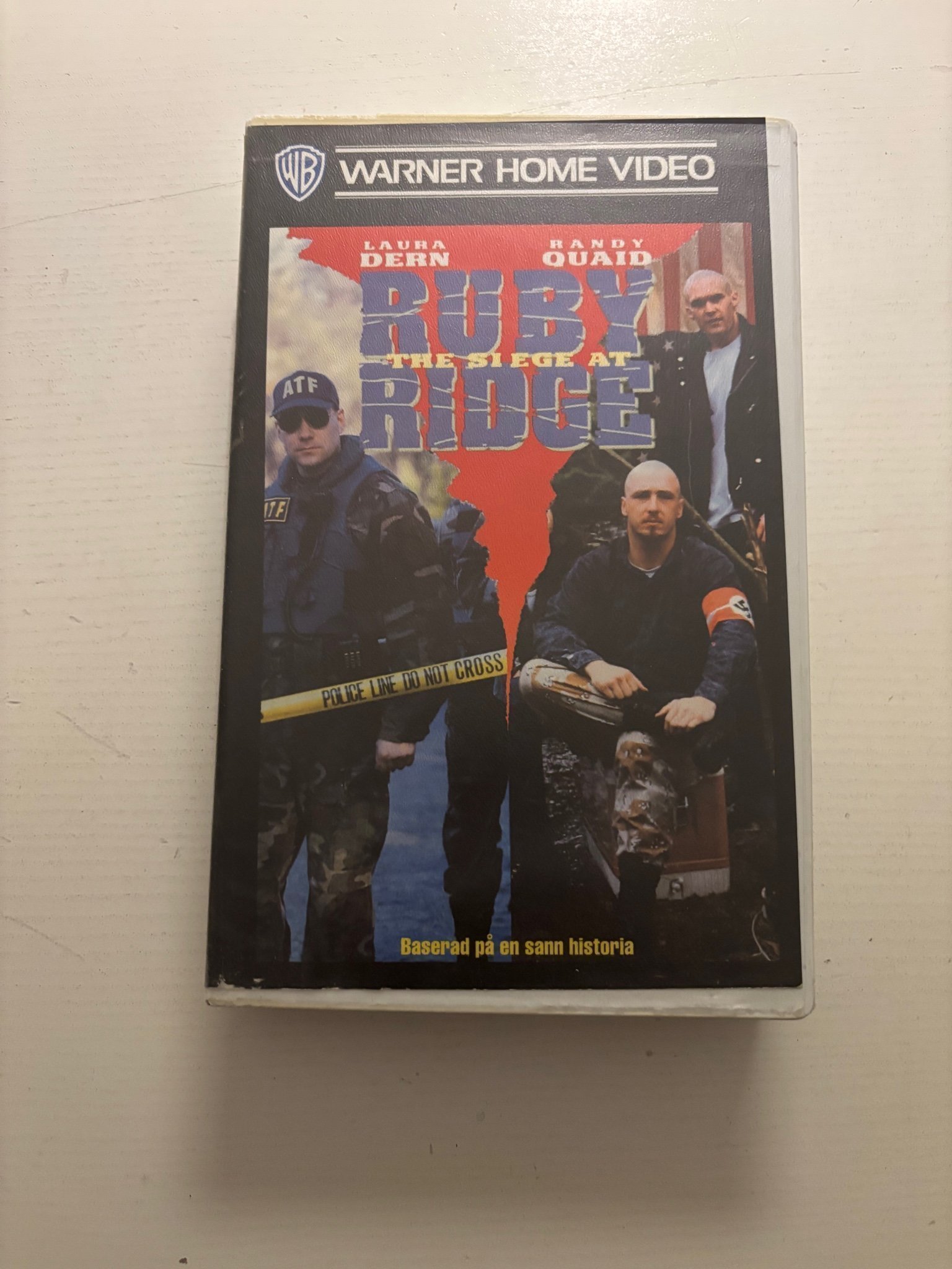 Se produkter som liknar Ruby Ridge - The Siege at Rid.. på Tradera ...