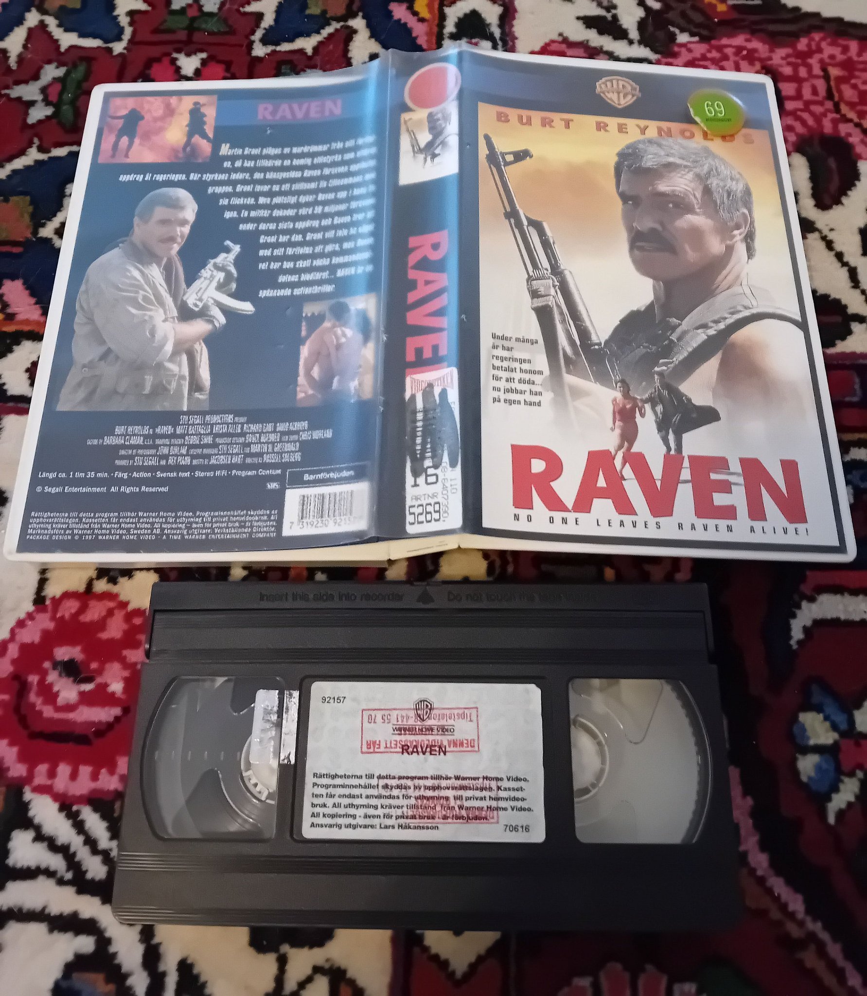 Raven - Burt Reynolds - VHS | Köp på Tradera (711165218)