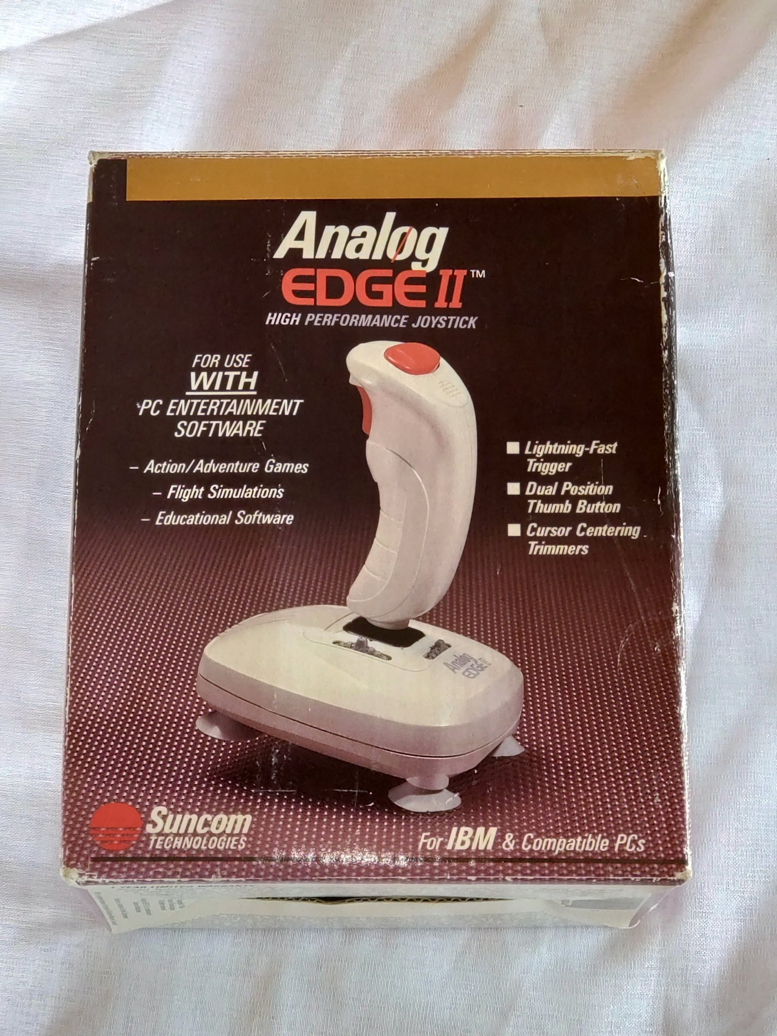 Se produkter som liknar Suncom Analog Edge II Joystick på Tradera ...