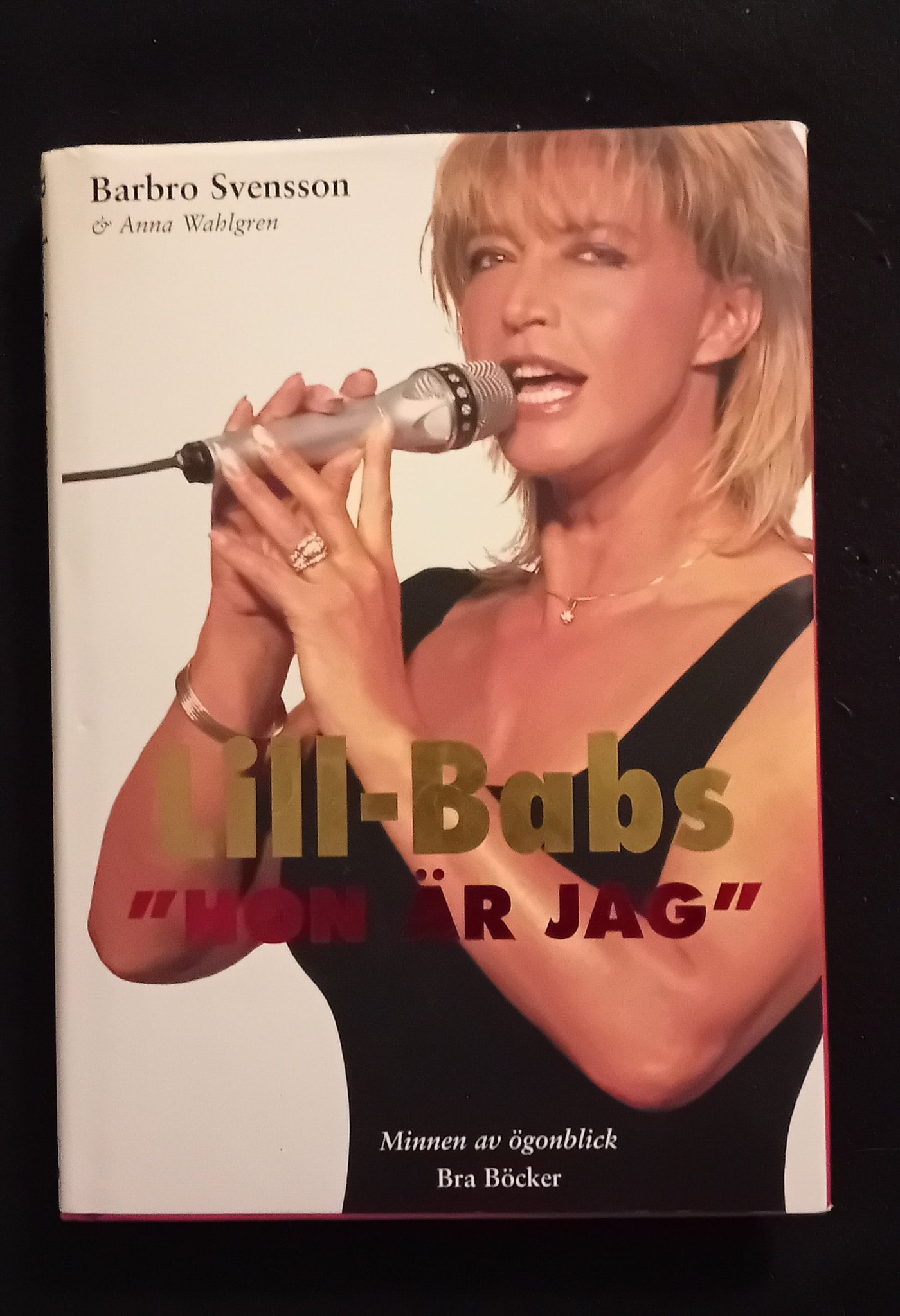 Se produkter som liknar Lill-Babs "Hon är jag" - Barb.. på Tradera ...