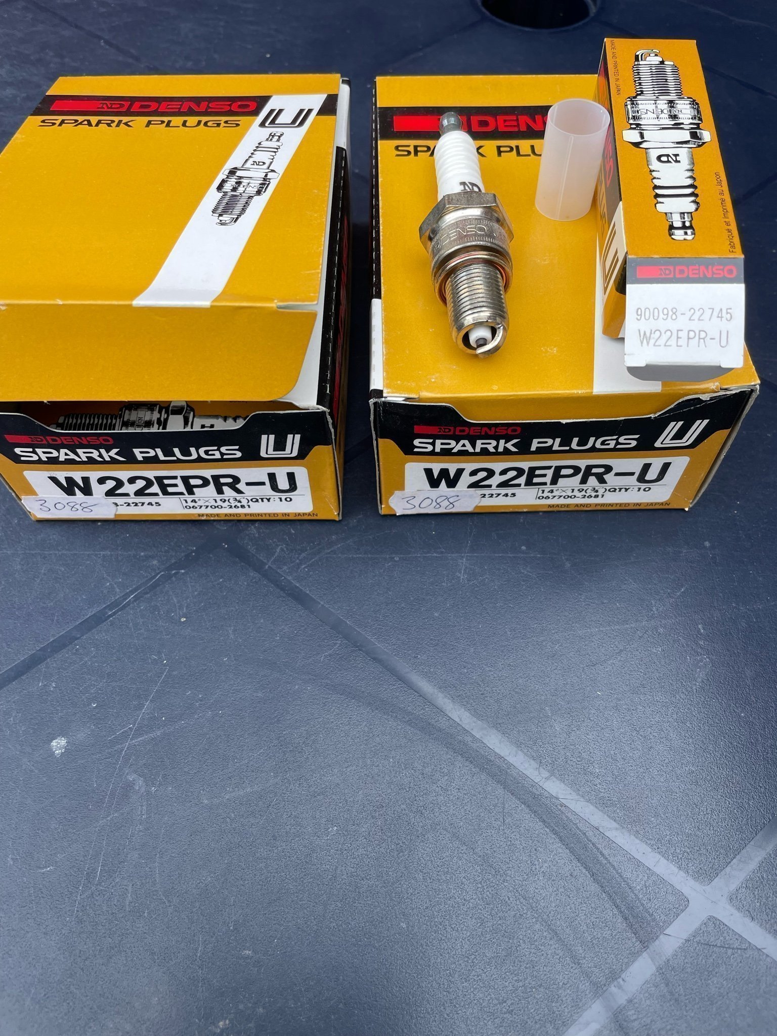 20 st. Denso W22EPR-U | Köp på Tradera (709195469)