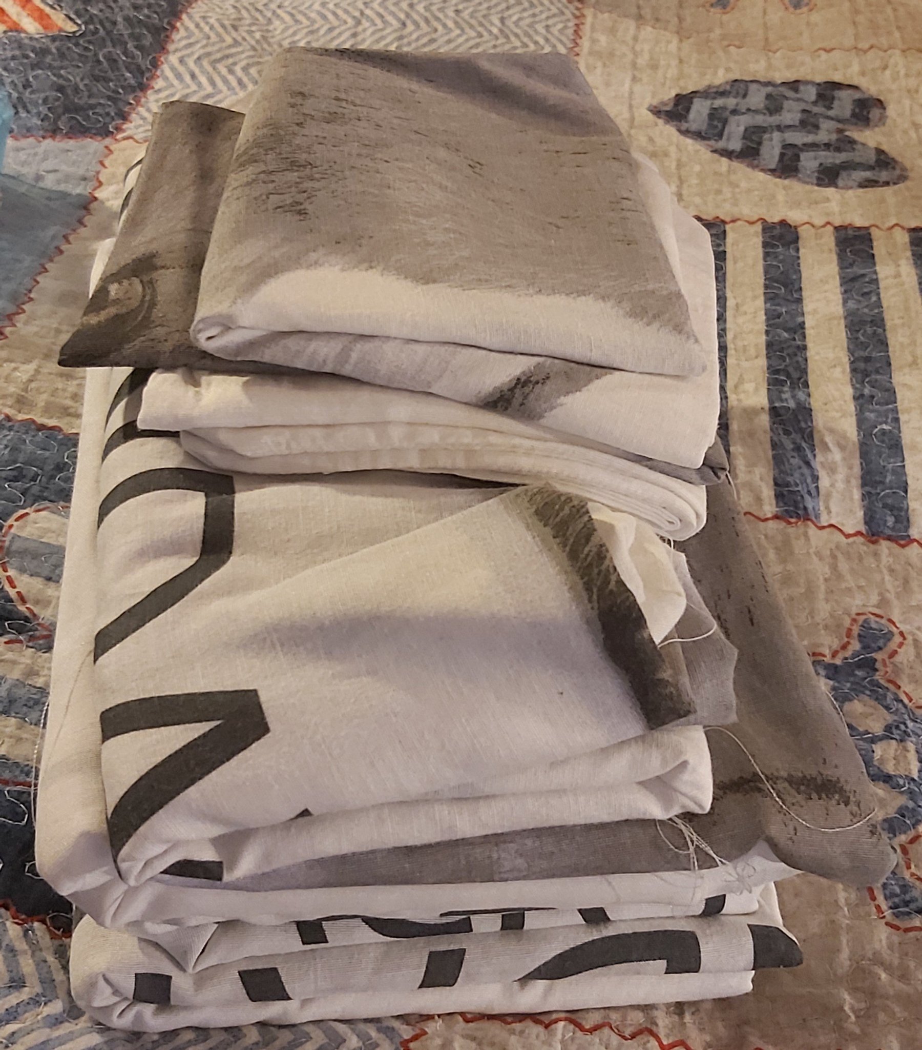 Se produkter som liknar 7 ST STORA TYG-BITAR, STUVBIT.. på Tradera ...