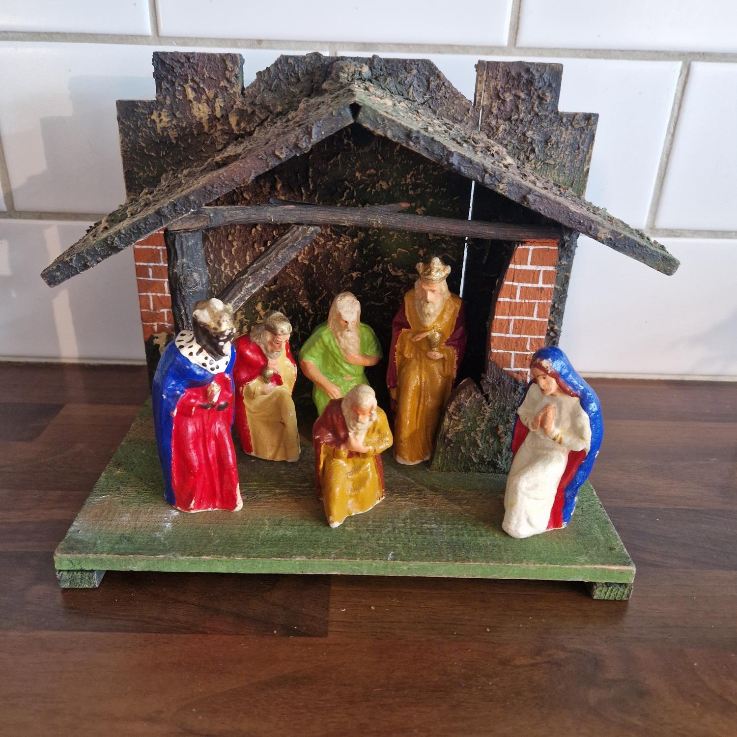 JULKRUBBA MED FIGURER | Köp från ta3betala2 på Tradera (654241935)