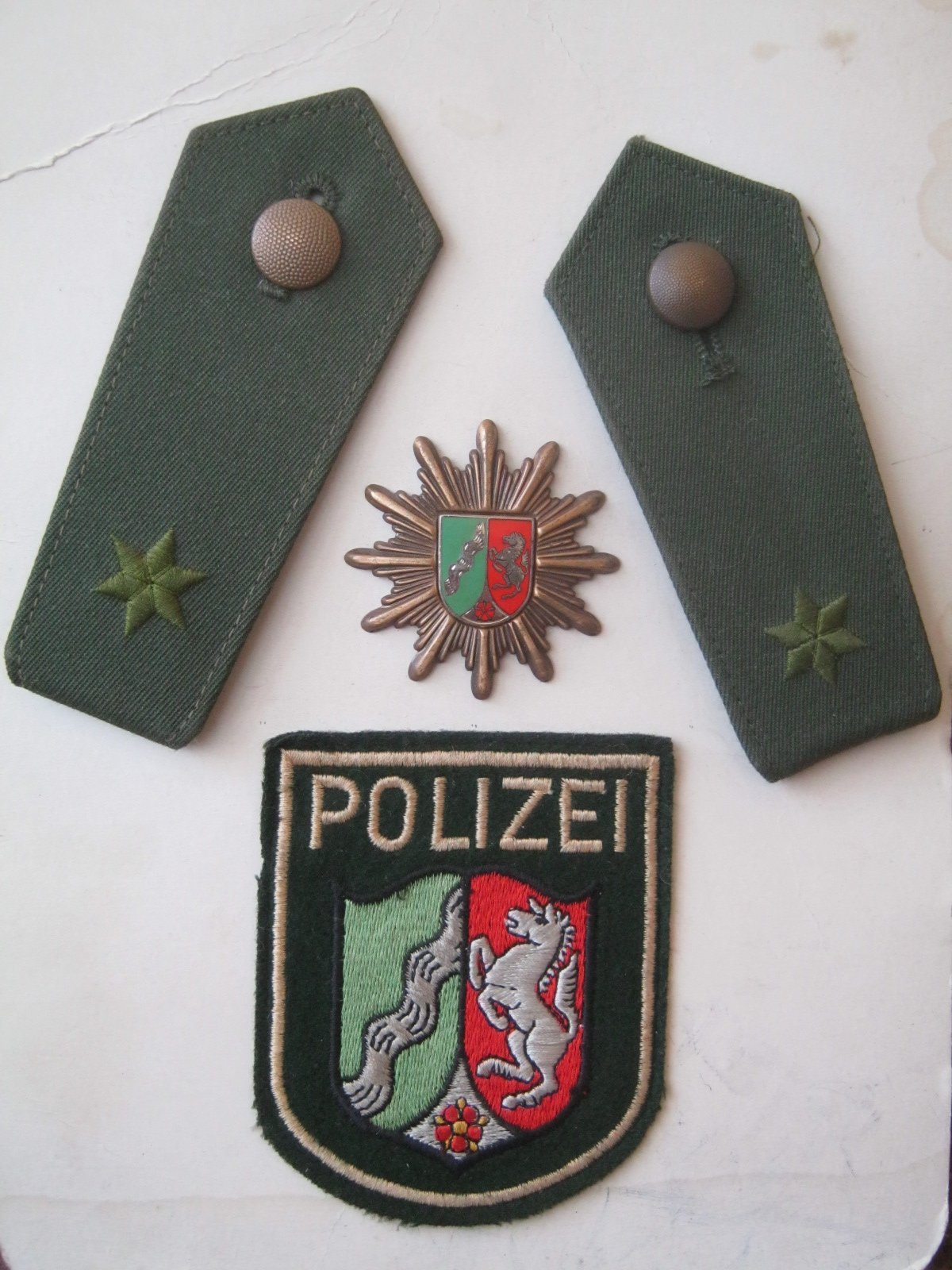 Set german polizei insignia Nordrhein-Westfalen | Köp på Tradera ...