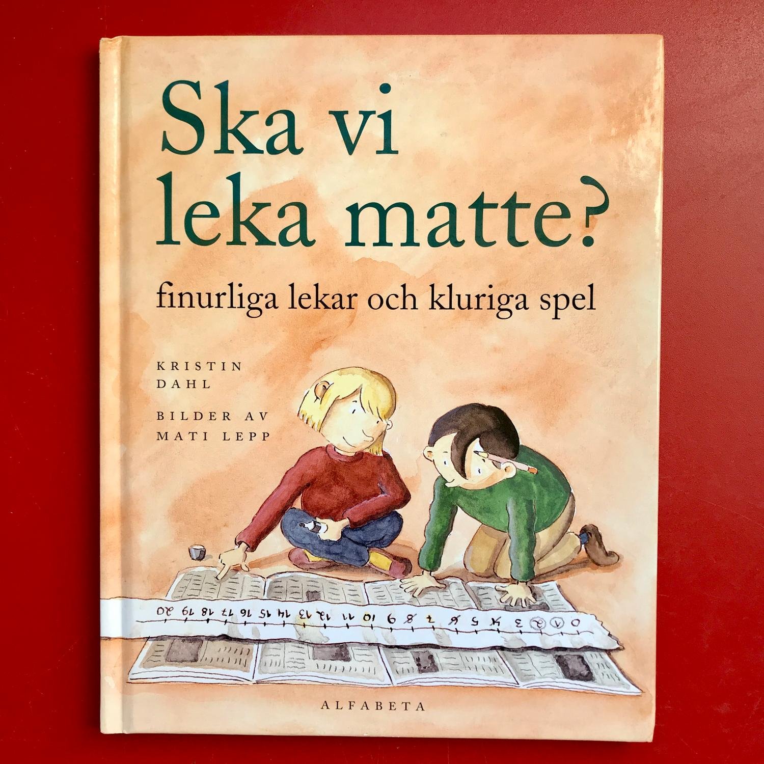 SKA VI LEKA MATTE? Finurliga.. | Köp från Haldins_Hylla på Tradera ...