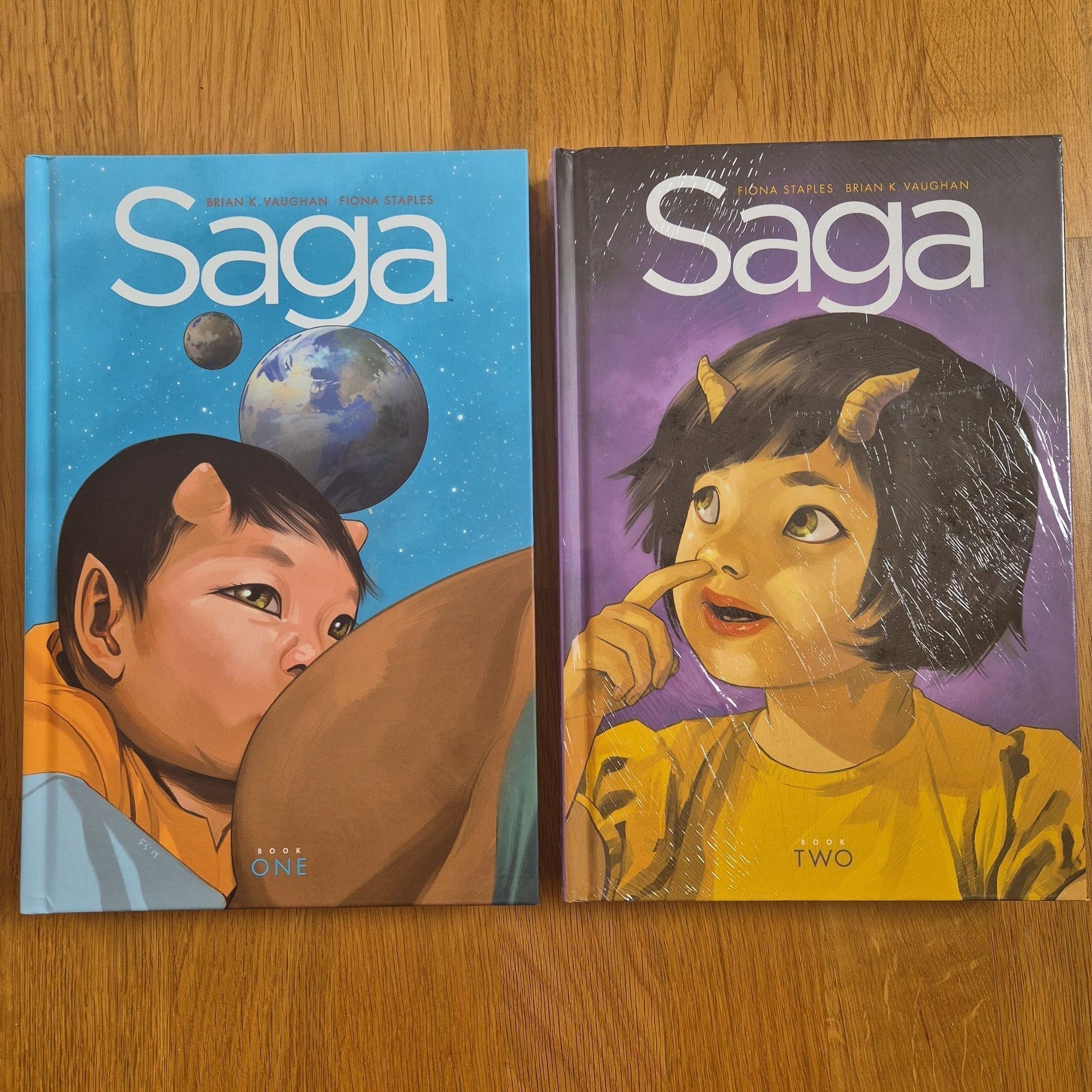 Se produkter som liknar Saga Book One & Two deluxe - .. på Tradera ...