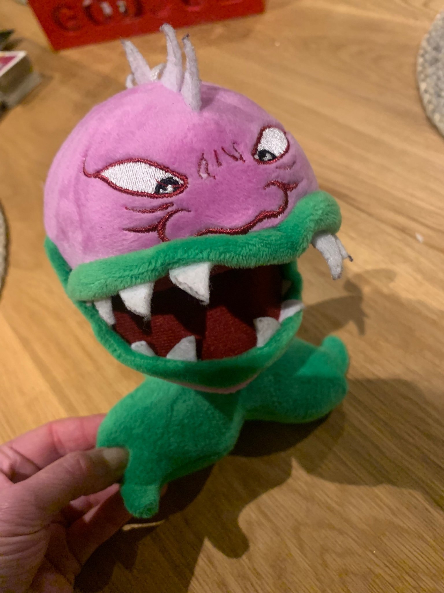 Plants vs Zombies Chomper plush toy | Köp på Tradera (575675858)
