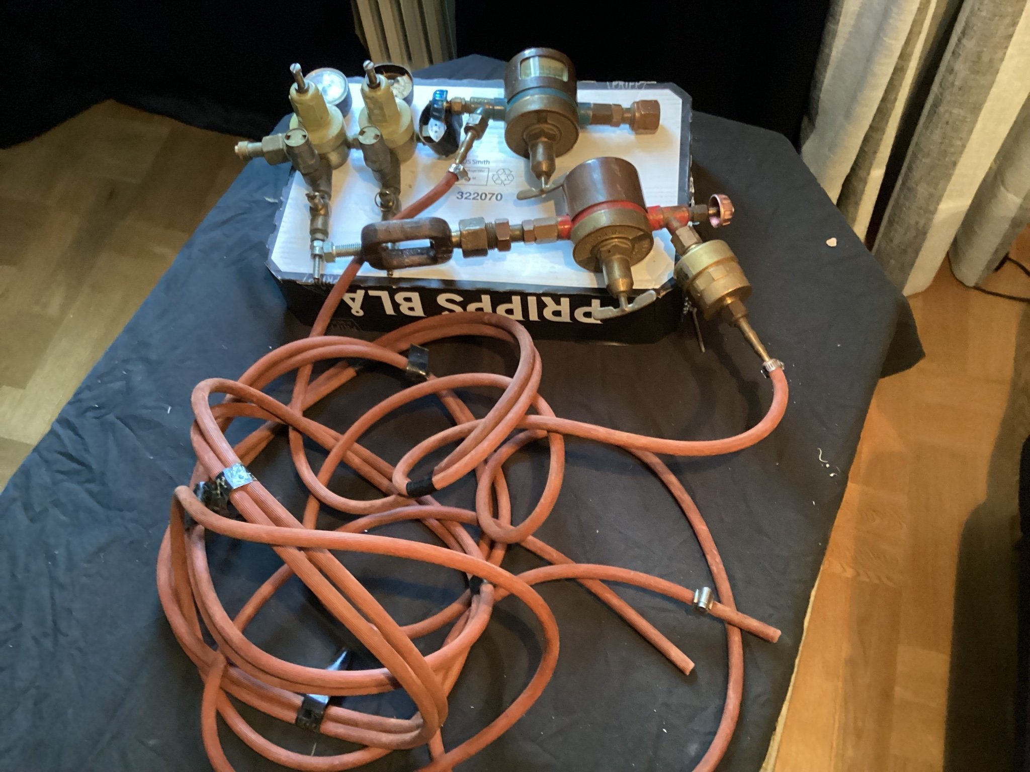 Se produkter som liknar ELGA GASKLOCKOR ”REKORD” ! SE.. på Tradera ...